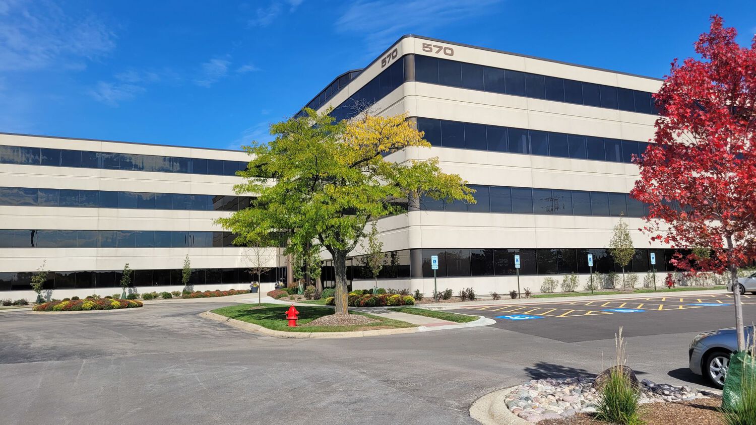 570 Lake Cook Rd, Deerfield, IL 60015 | Crexi.com
