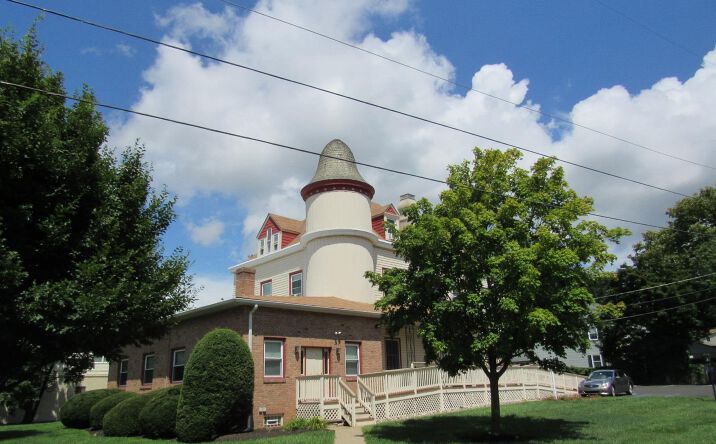 200 Pennsylvania Ave, Oreland, PA 19075 | Crexi.com