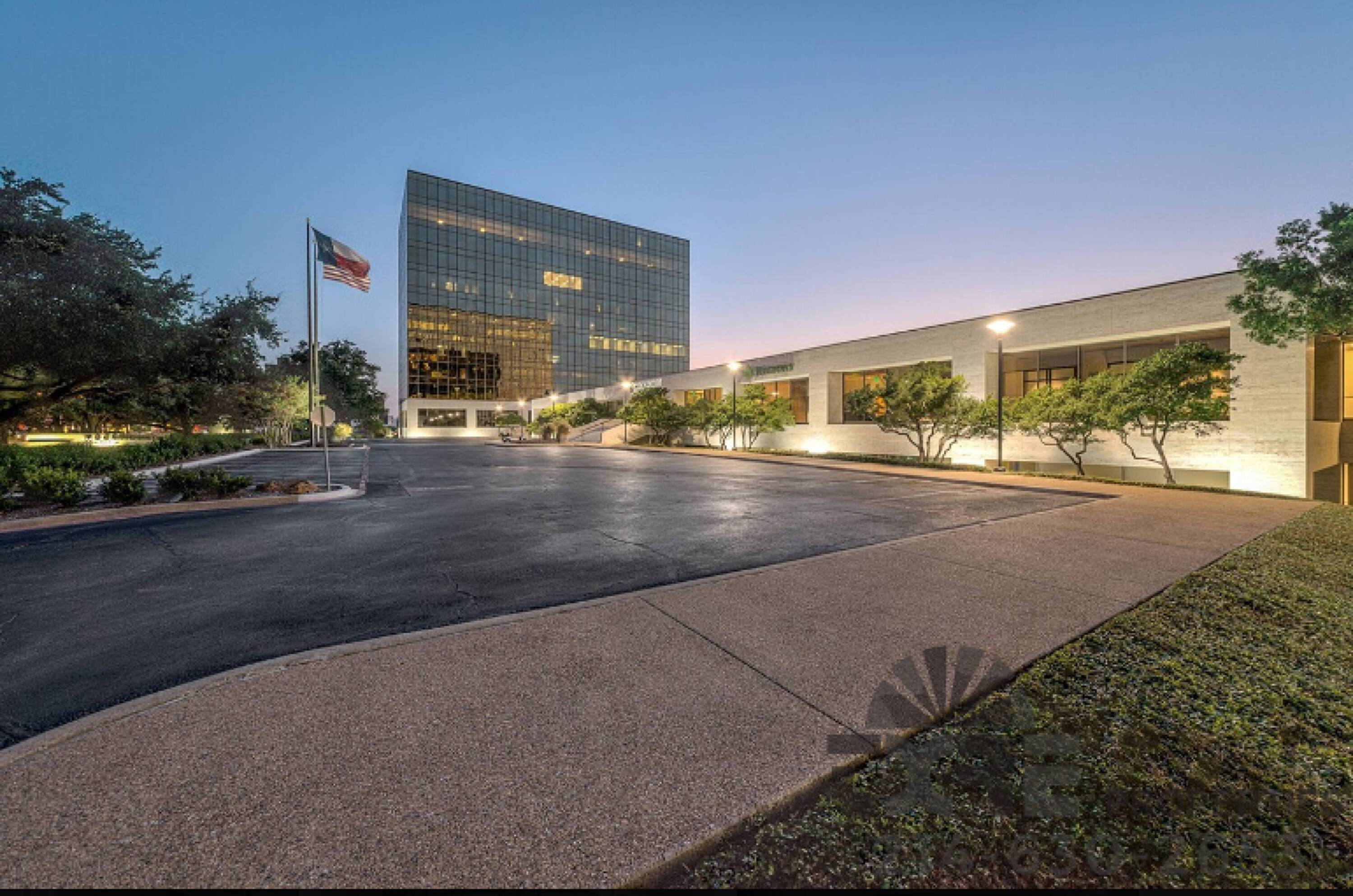 1341 W Mockingbird Lane, Dallas, TX 75247 | Crexi.com