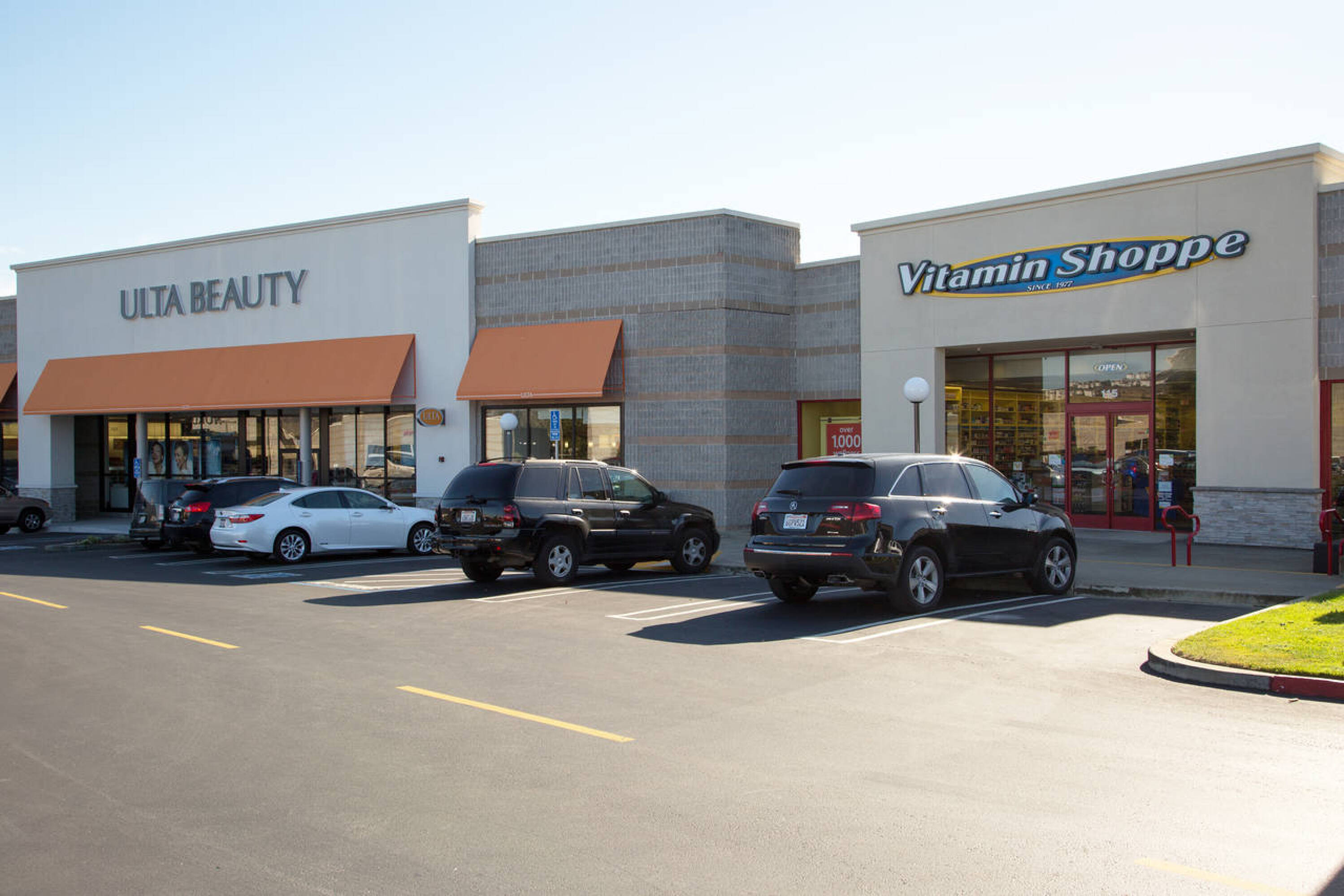 Colma Blvd. & Junipero Serra Blvd, Colma, CA 94014 | Crexi.com