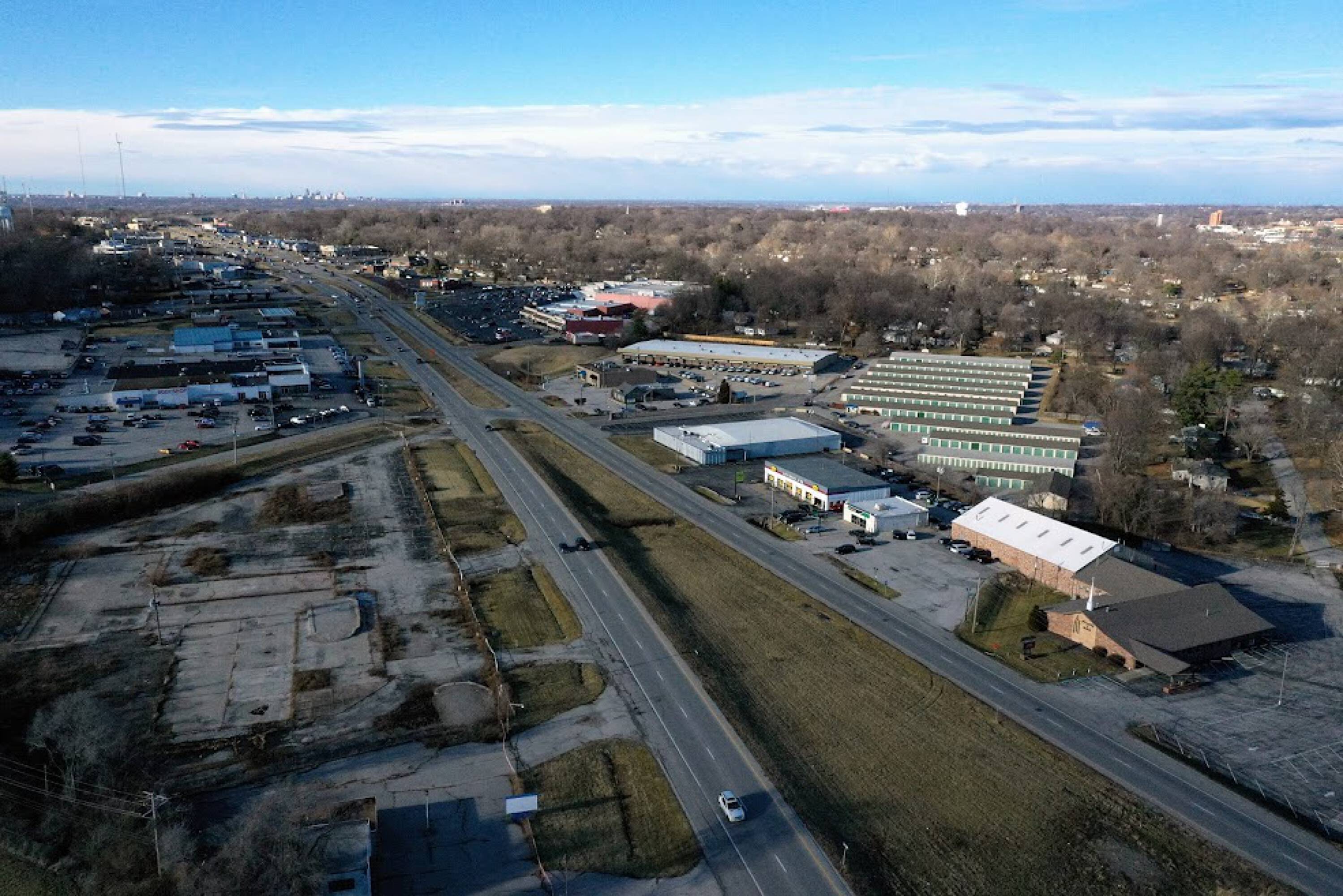 9620 E. State Route 350 Highway, Raytown, MO 64133 | Crexi.com