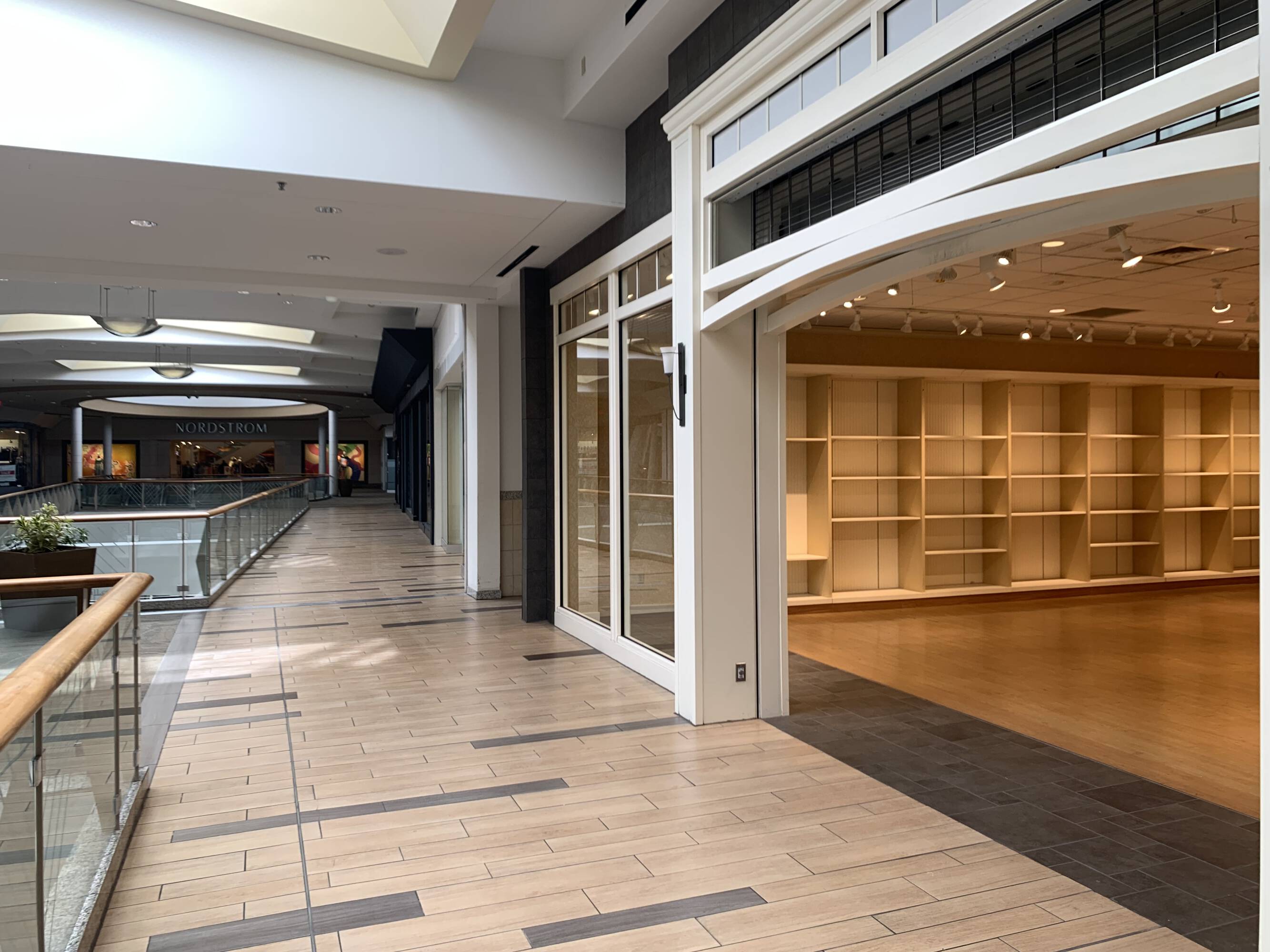 11149 West 95th Street, Overland Park, KS 66214 | Crexi.com