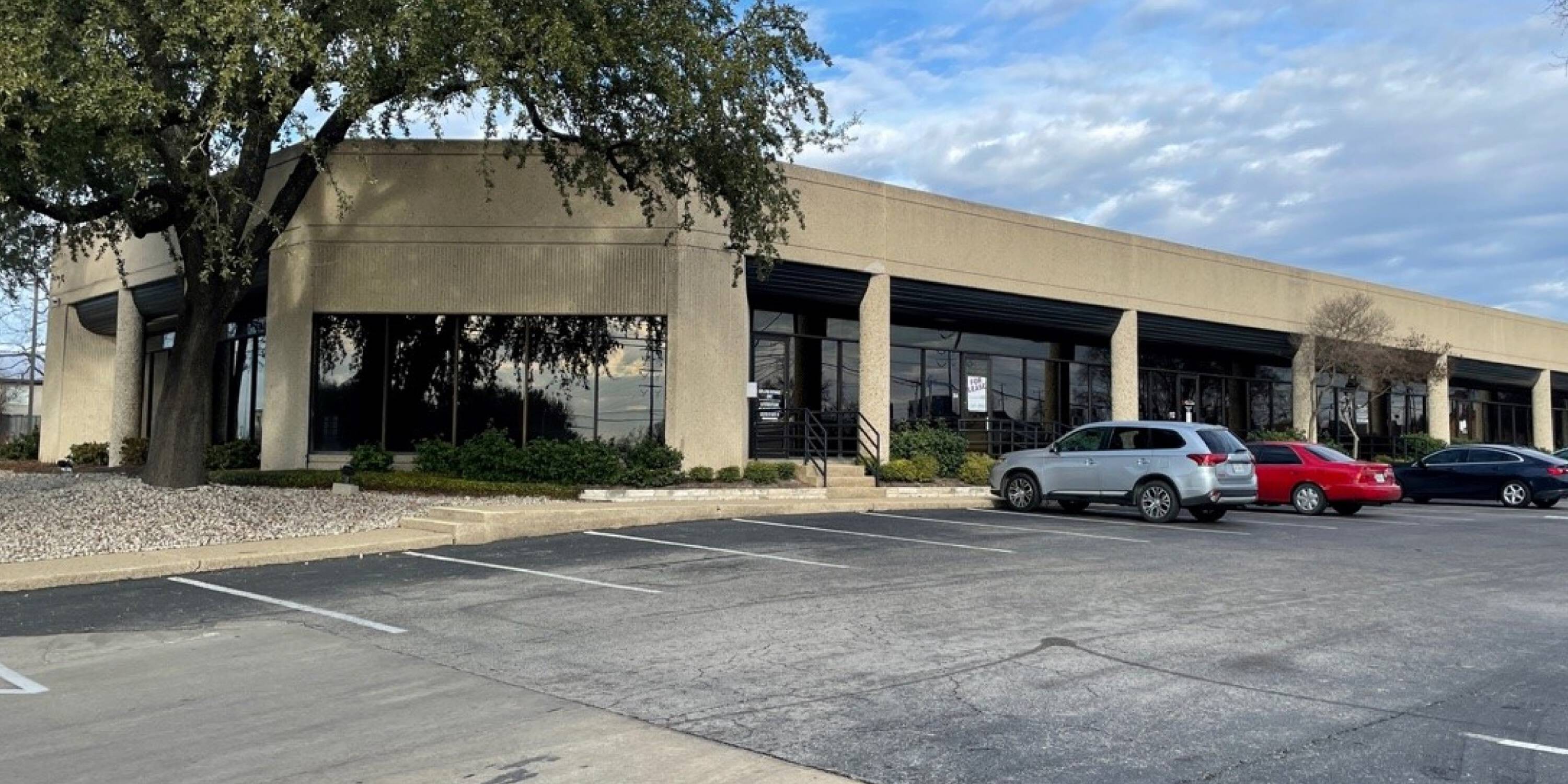 2391 NE LOOP 410 San Antonio TX 78217-5600 APN: 537233 | Crexi.com