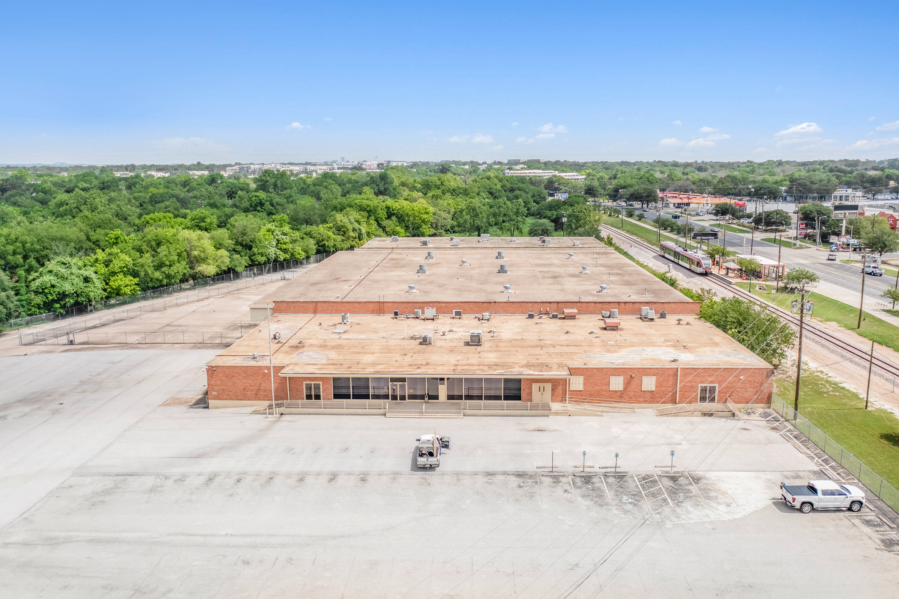 108 DENSON DR Austin TX 78752-4149 APN: 228937 | Crexi.com