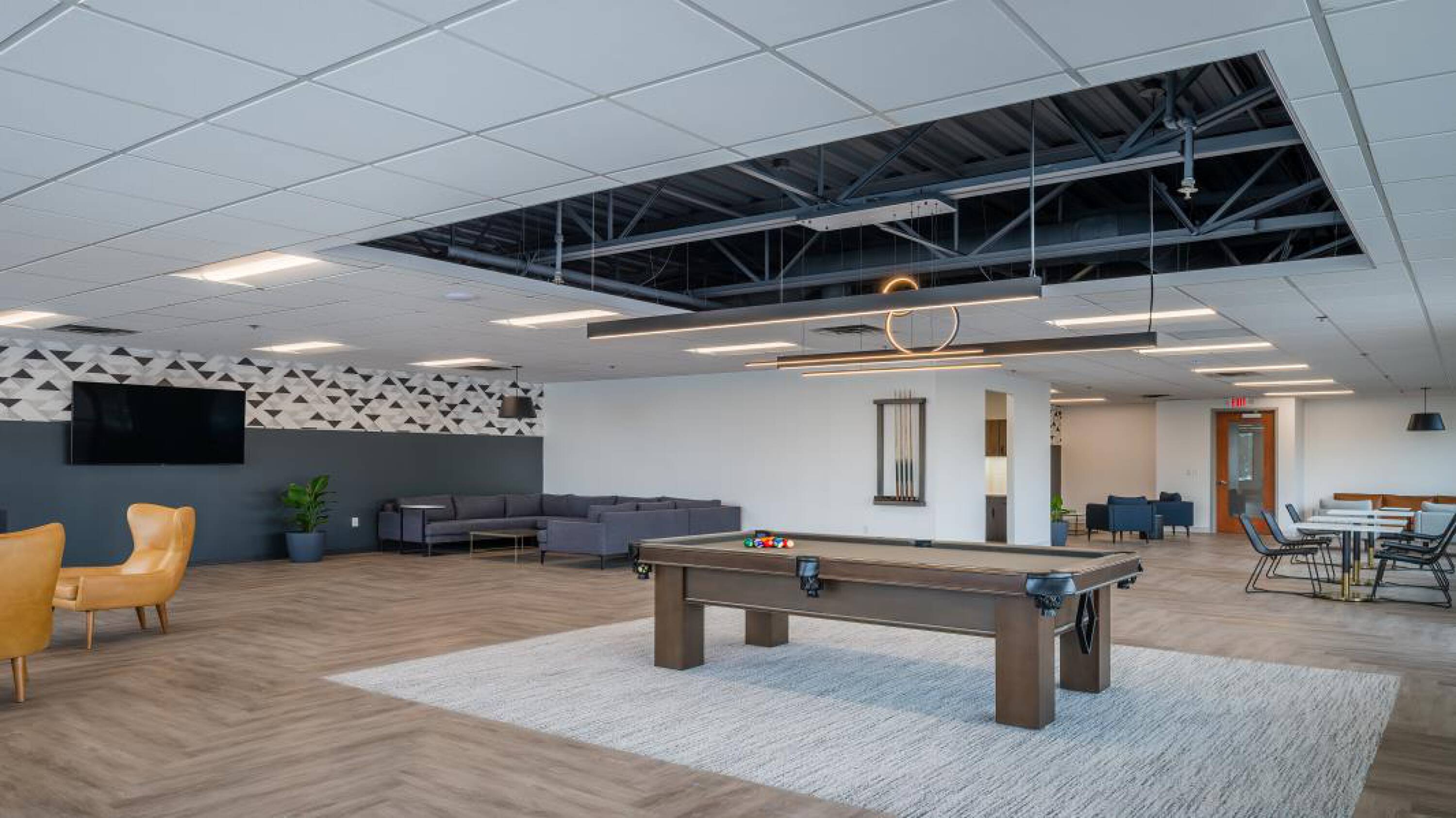 10475 Crosspoint Blvd, Indianapolis, IN 46256 | Crexi.com