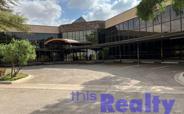 Lease Commercial Real Estate and Property in Claydesta Plaza, TX ...