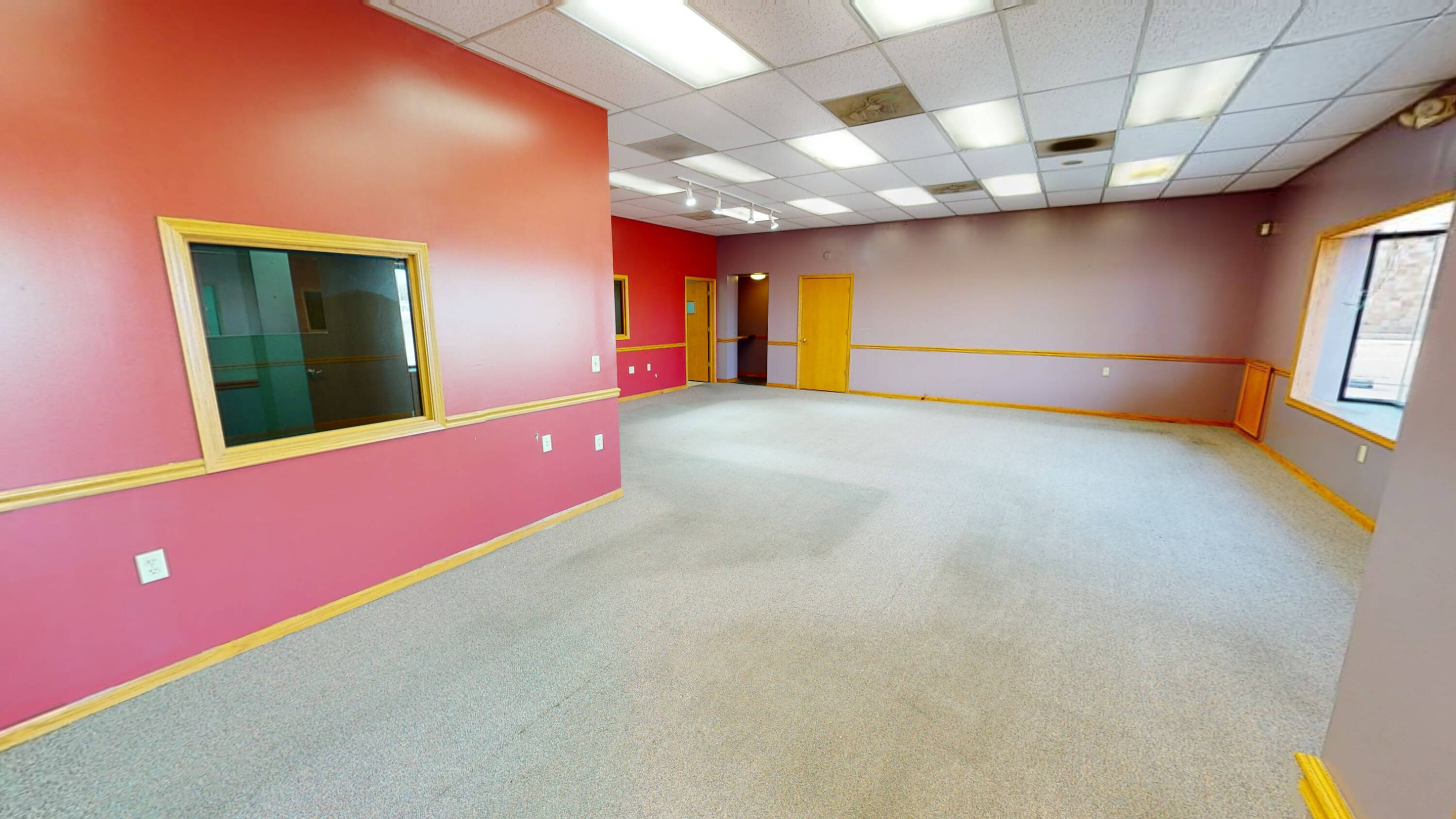 2114 SW Chelsea Dr, Topeka, KS 66614 | Crexi.com