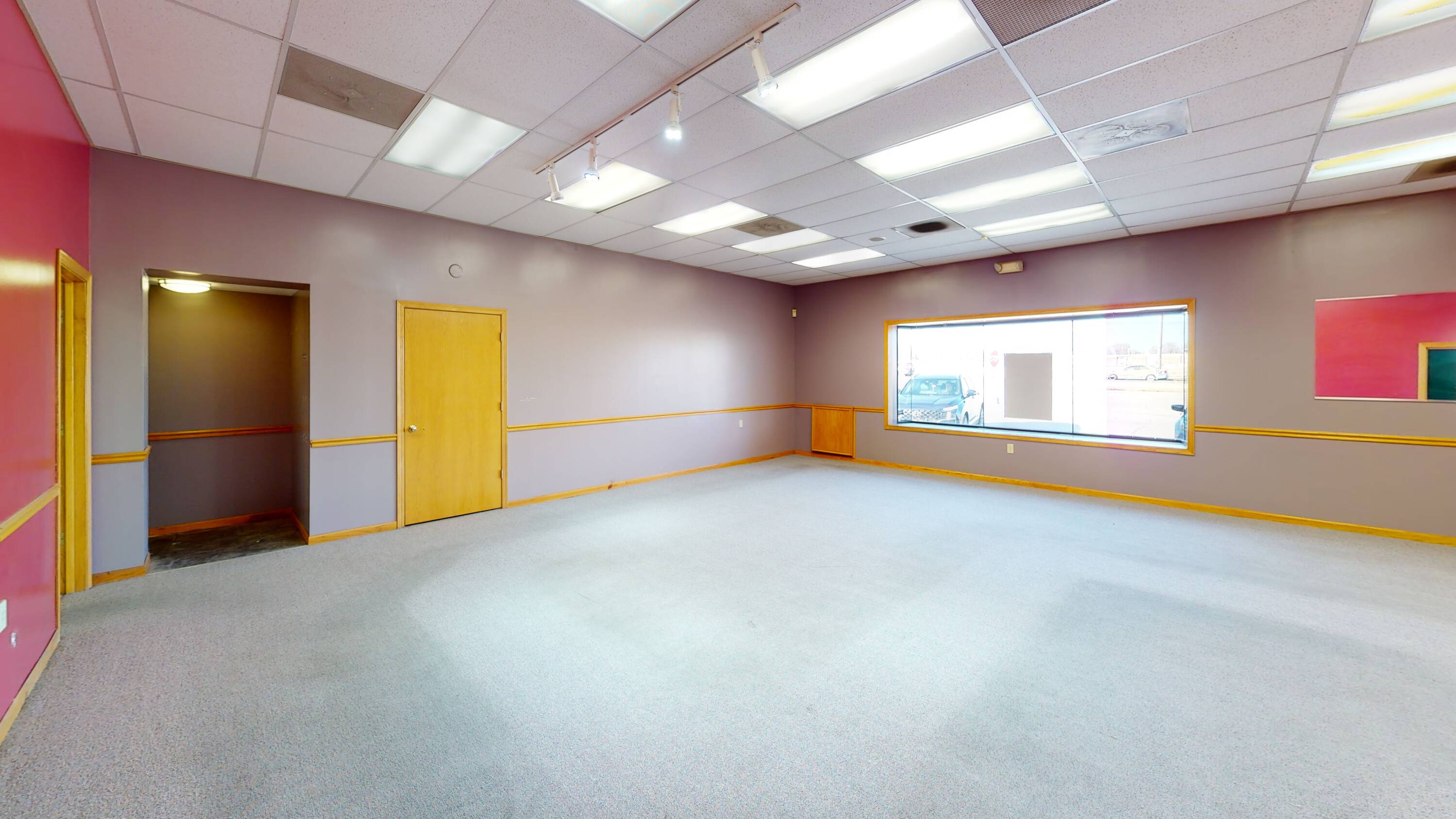 2114 SW Chelsea Dr, Topeka, KS 66614 | Crexi.com