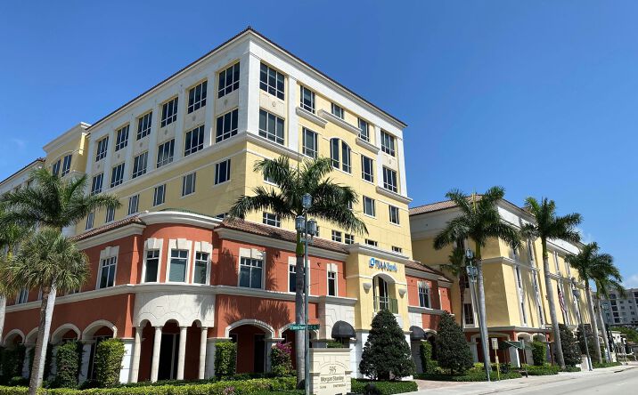 Executive Offices for Lease in Boca Raton, FL | Crexi