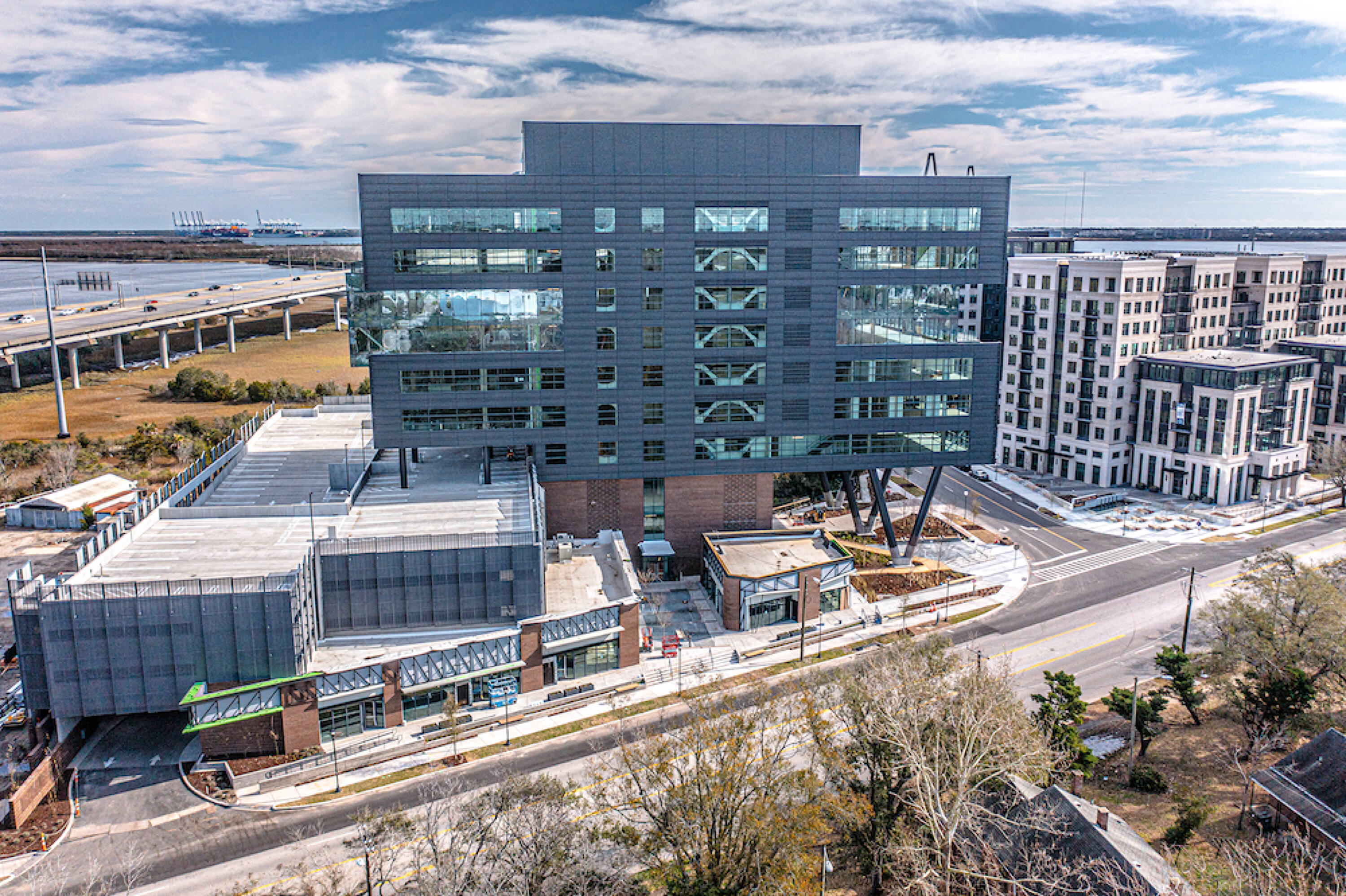 850 MORRISON DR Charleston SC 29403-4498 APN: 4590200001 | Crexi.com