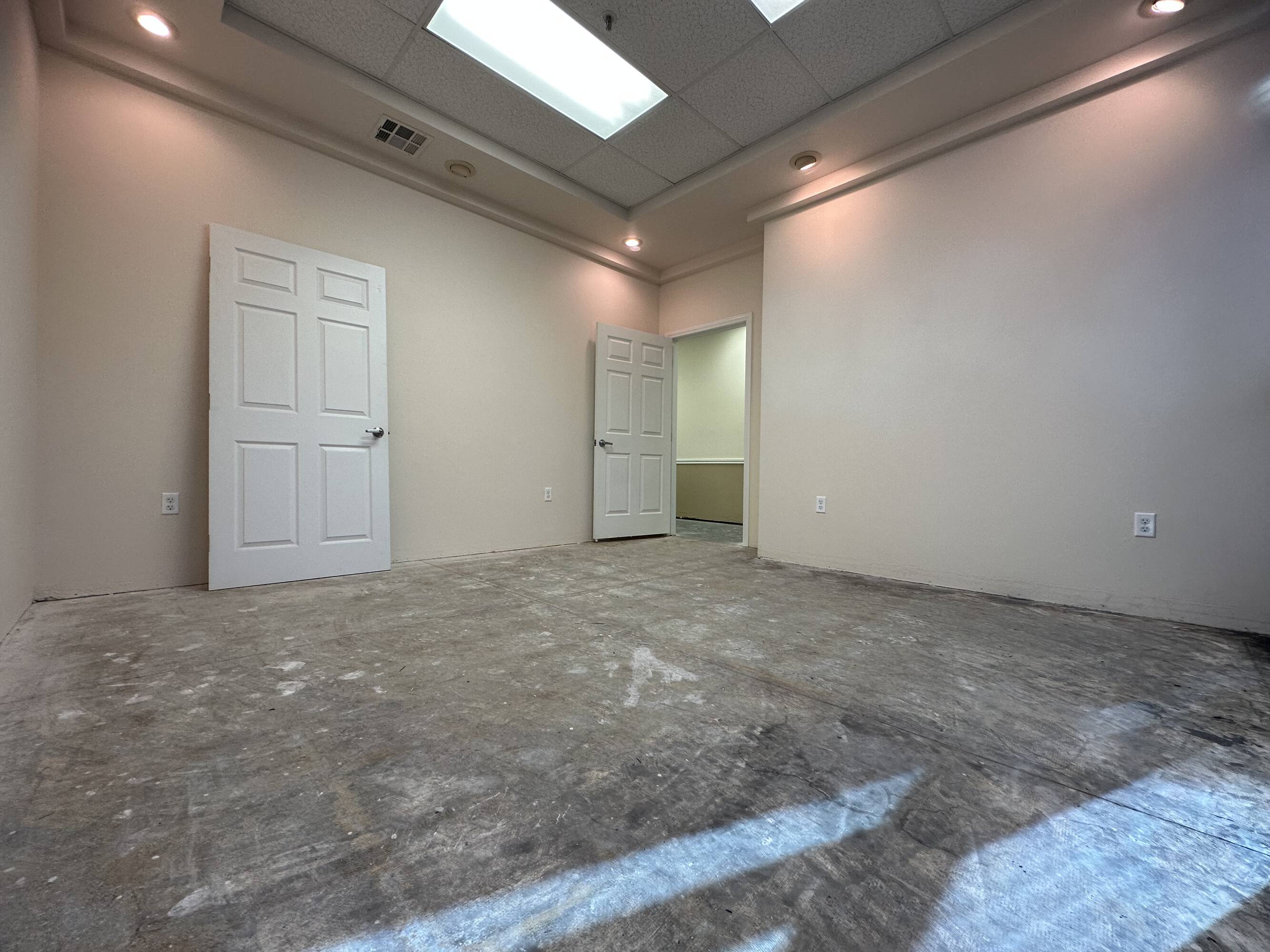 4270 S Decatur Blvd, Las Vegas, NV 89103 | Crexi.com