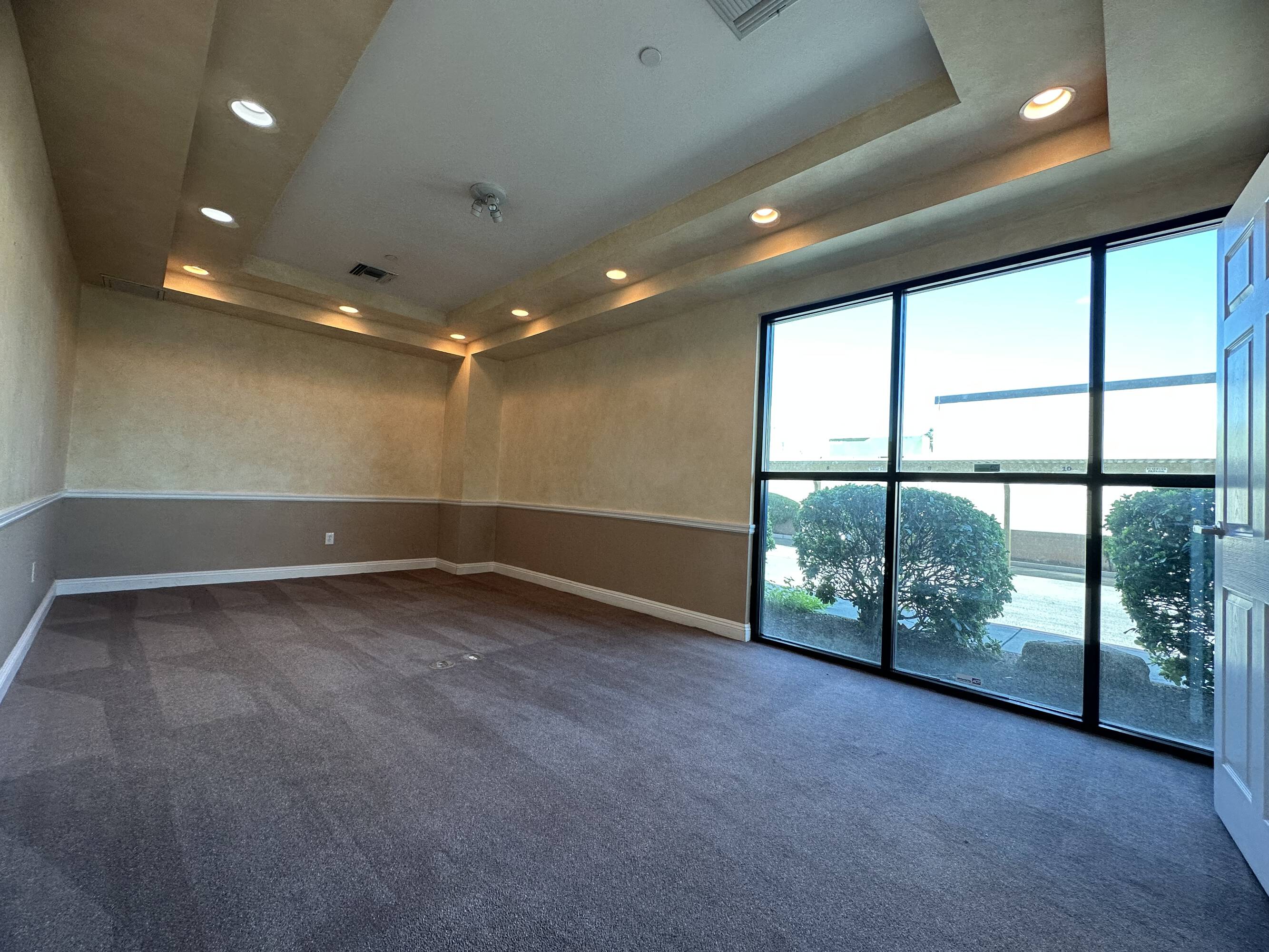 4270 S Decatur Blvd, Las Vegas, NV 89103 | Crexi.com