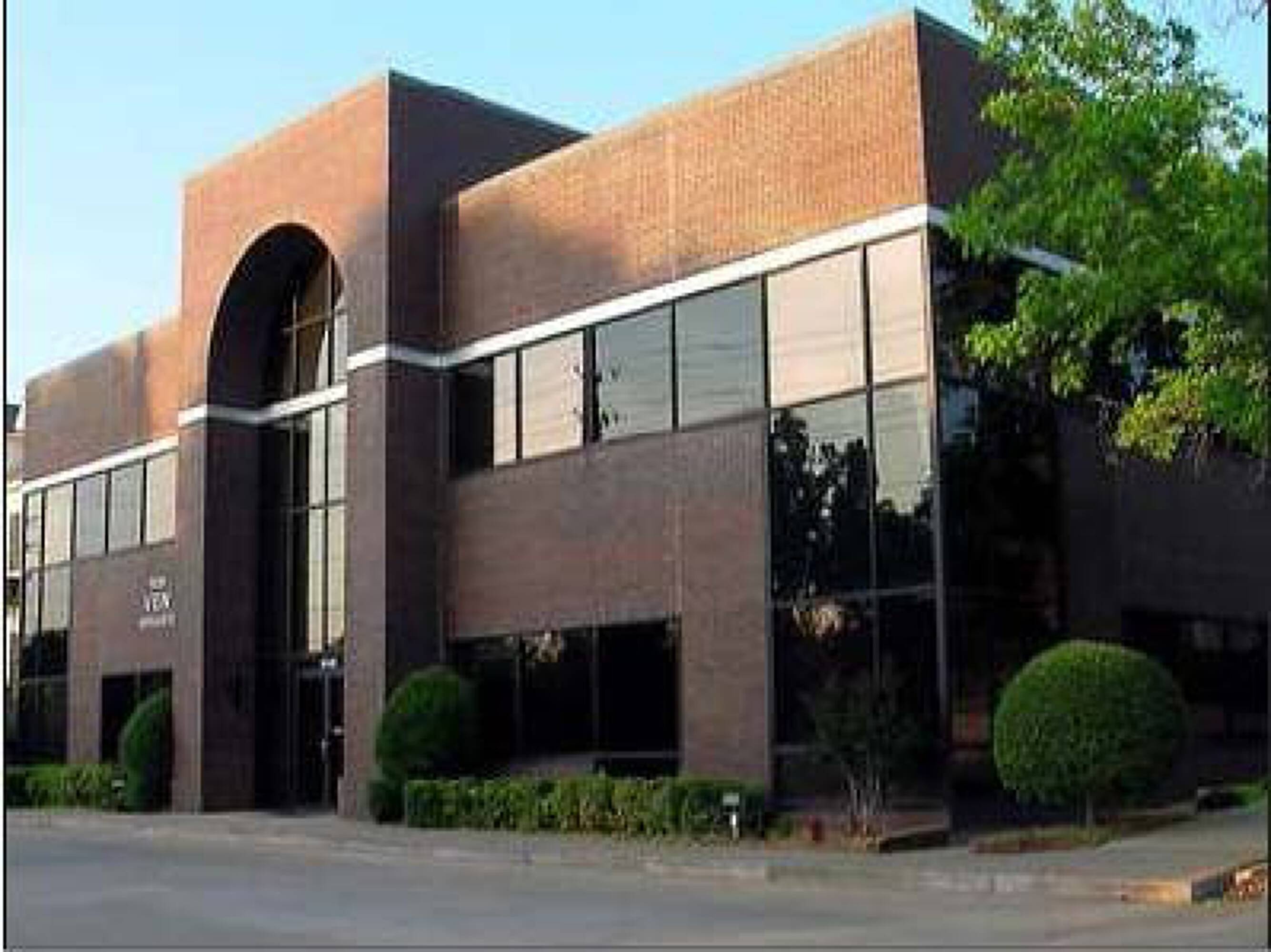 5319 S Lewis Ave, Tulsa, OK 74105 | Crexi.com