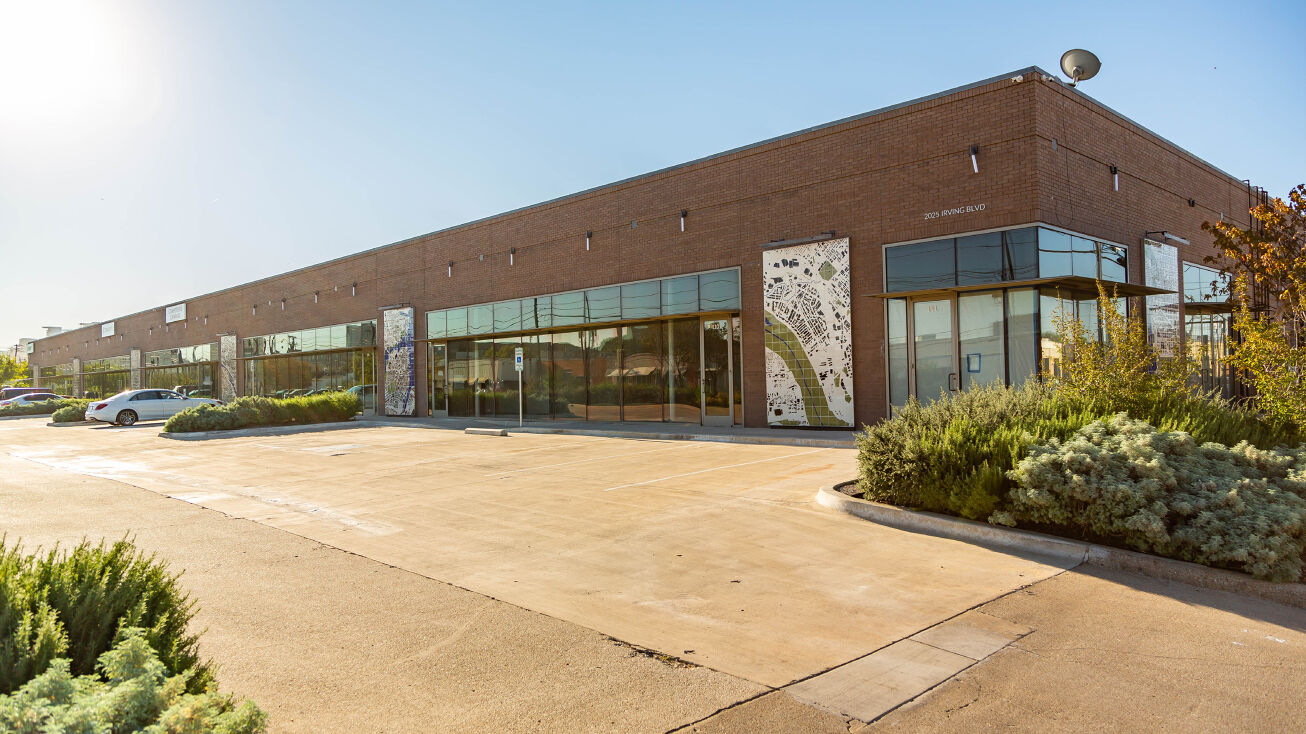 2025 E Irving Blvd, Dallas, TX 75207 - Retail Space for Lease - River Bend