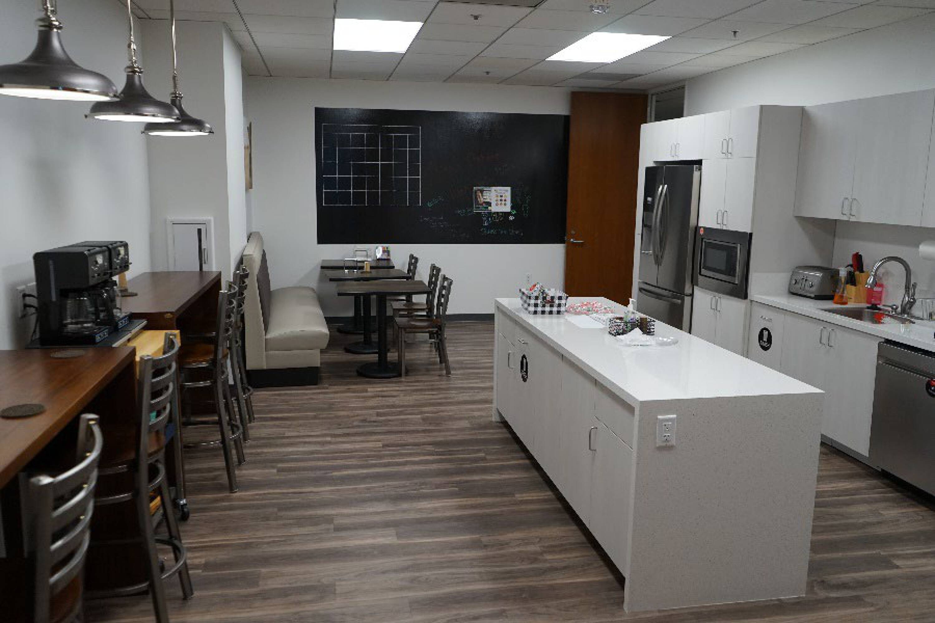 400 Capitol Mall, Sacramento, CA 95814 | Crexi.com