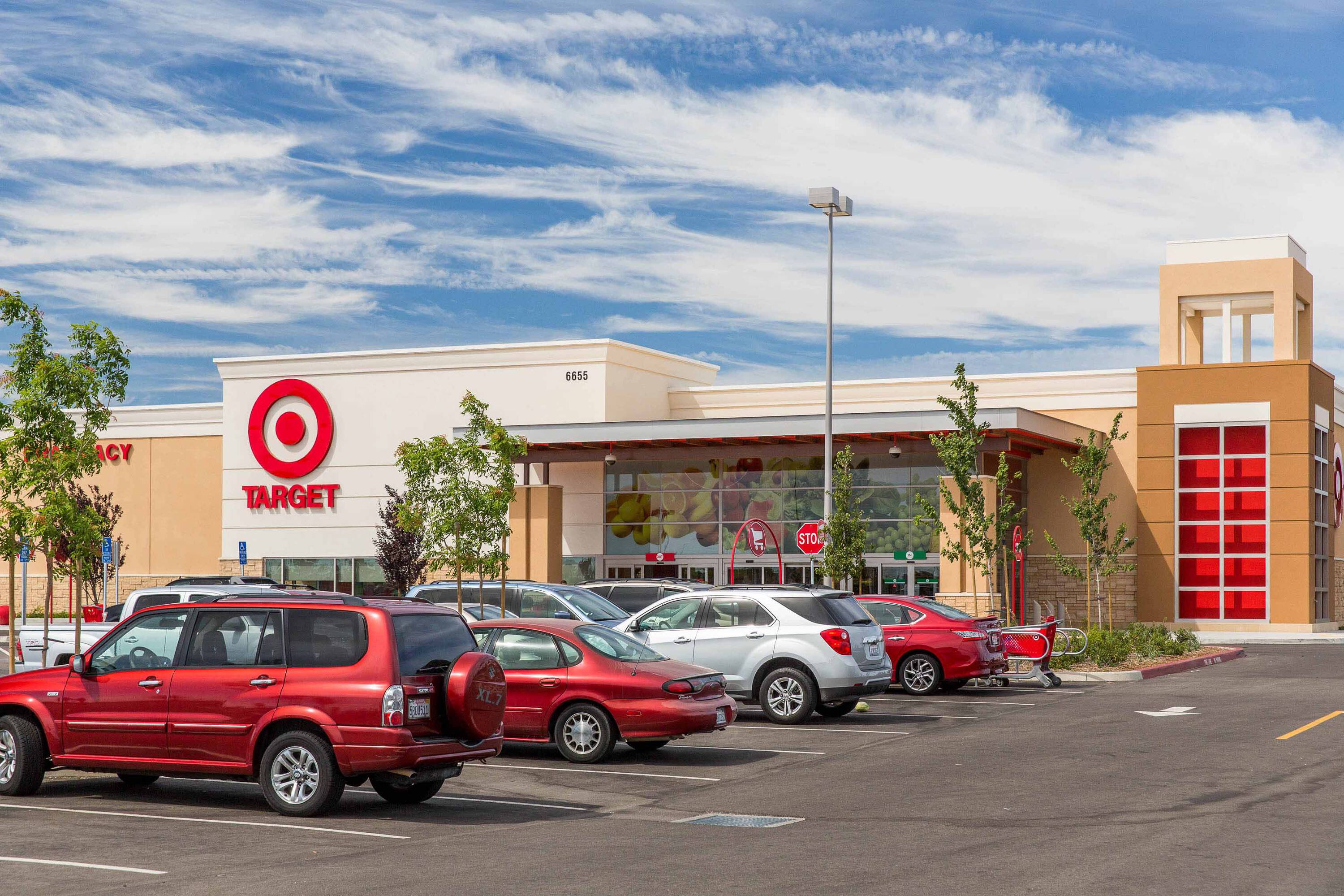 6587 N Riverside Dr, Fresno, CA 93722 | Crexi.com