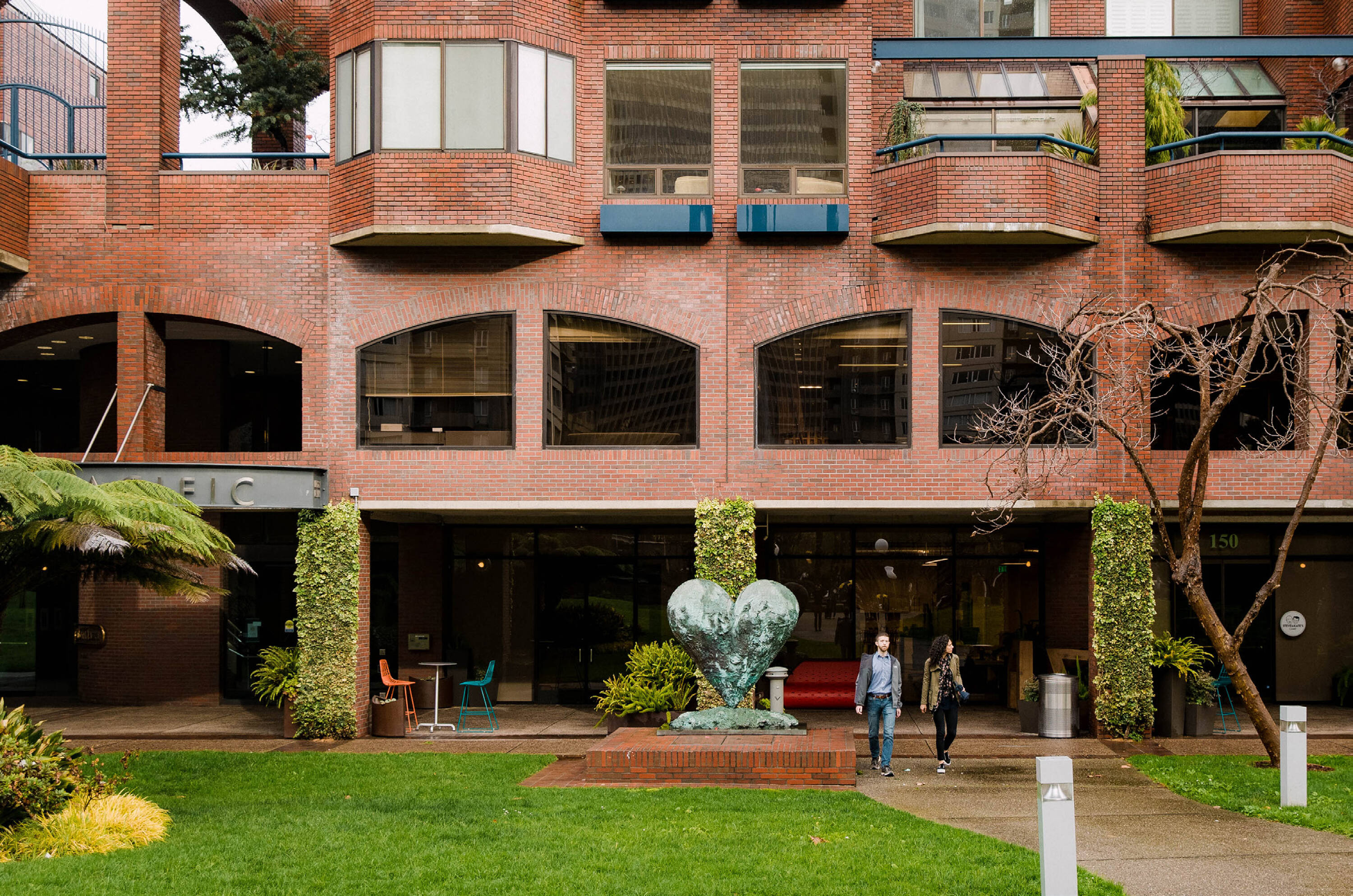 650 DAVIS ST San Francisco CA 94111-1904 APN: 0168057 | Crexi.com