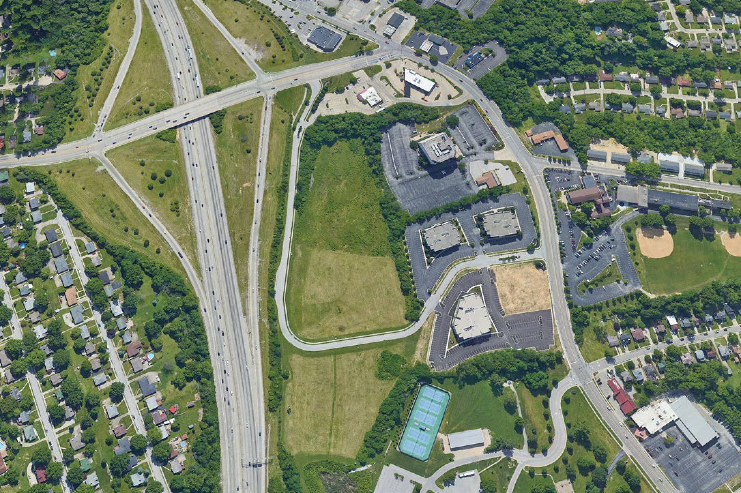 809 Wright's Summit Pkwy, Fort Wright, KY 41011 | Crexi.com