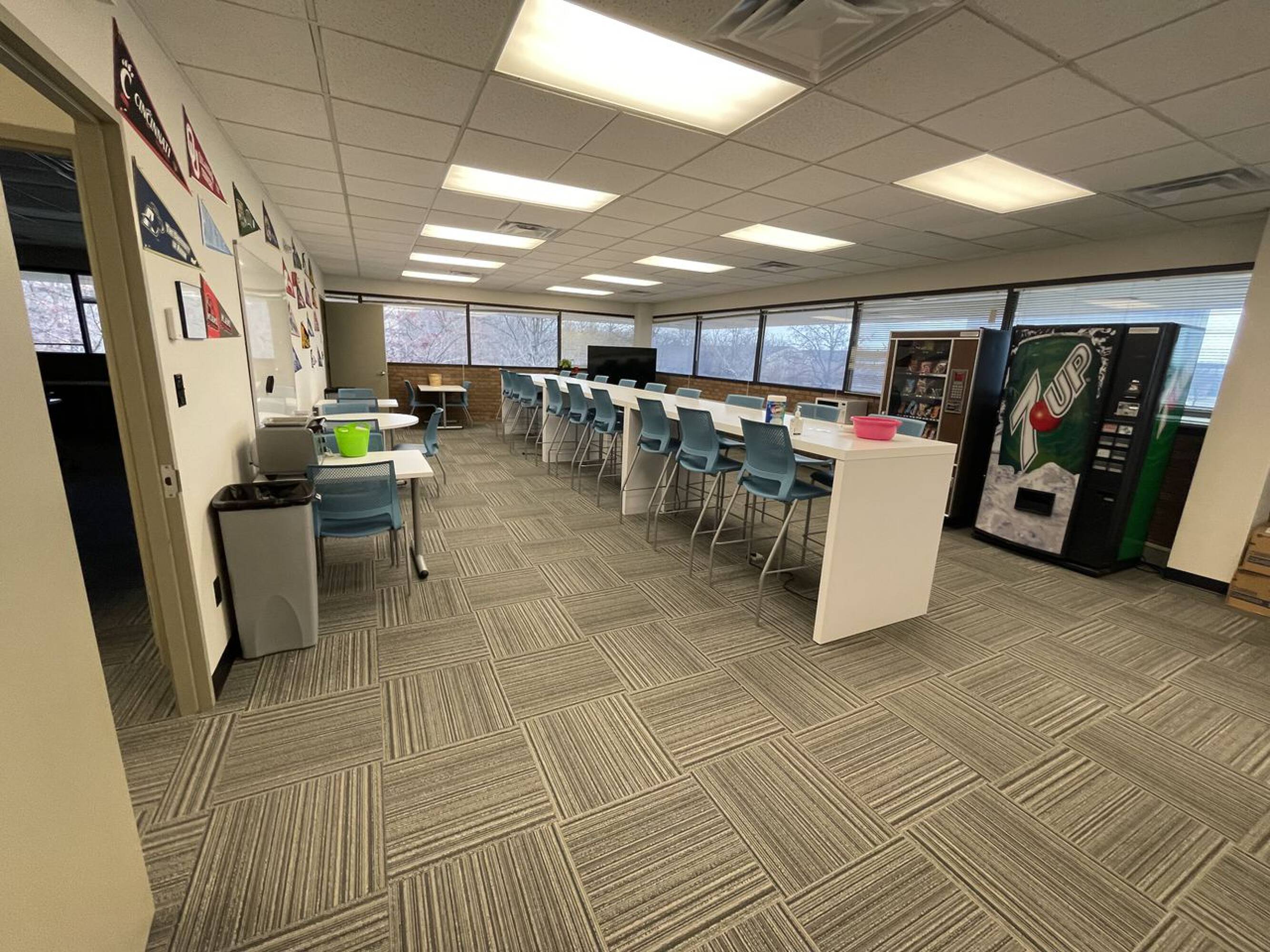 6460 BUSCH BL Columbus OH 43229-1753 APN: 610-180807 | Crexi.com