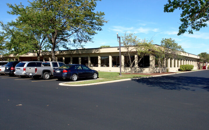 1400 S Wolf Rd, Wheeling, IL 60090 | Crexi.com