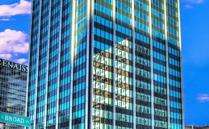 180 E Broad St, Columbus, OH 43215 | Crexi.com