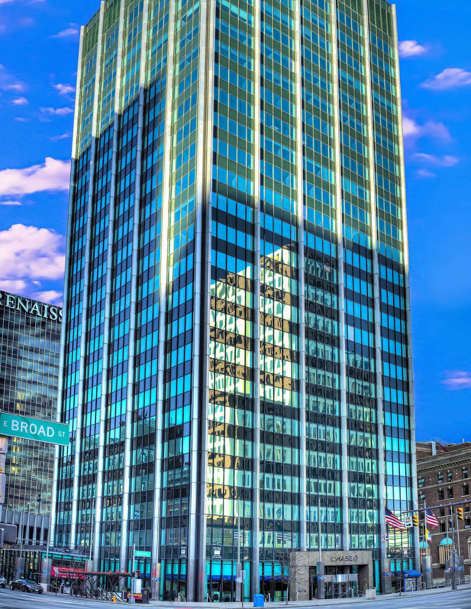 100 E Broad St, Columbus, OH 43215 | Crexi.com