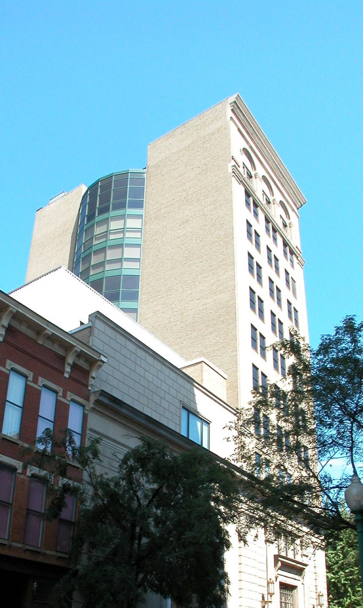 109 Capitol St, Charleston, WV 25301 | Crexi.com