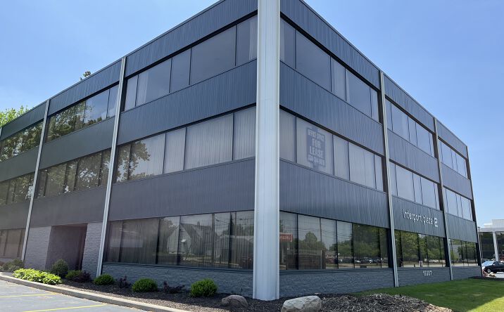 15887 Snow Rd, Brook Park, OH 44142 - Office Space for Lease ...