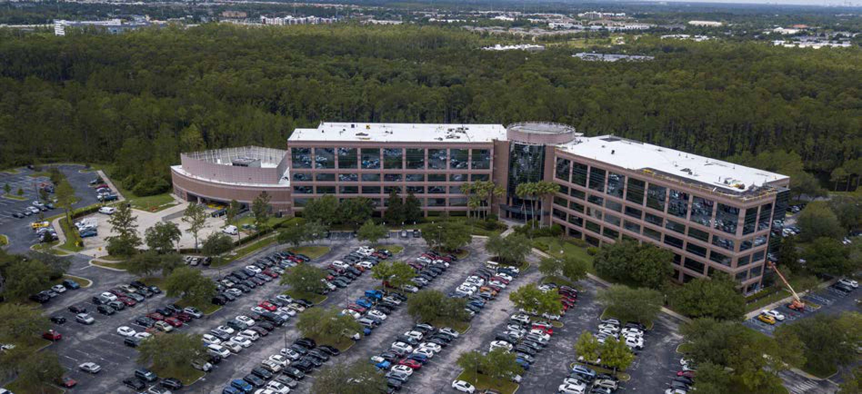 2300 Discovery Dr, Orlando, FL 32826 | Crexi.com