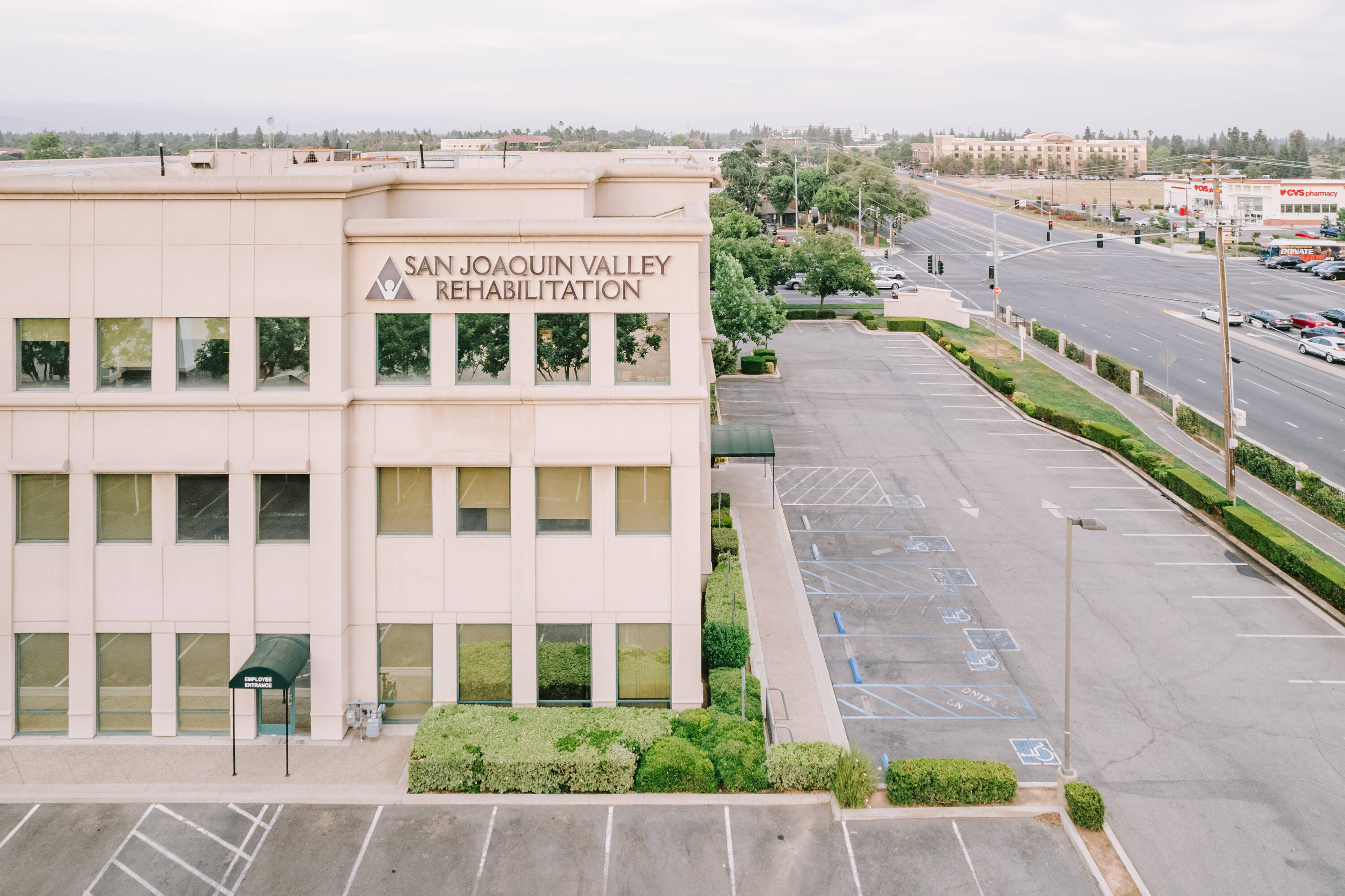 7033 N Fresno St, Fresno, CA 93720 | Crexi.com