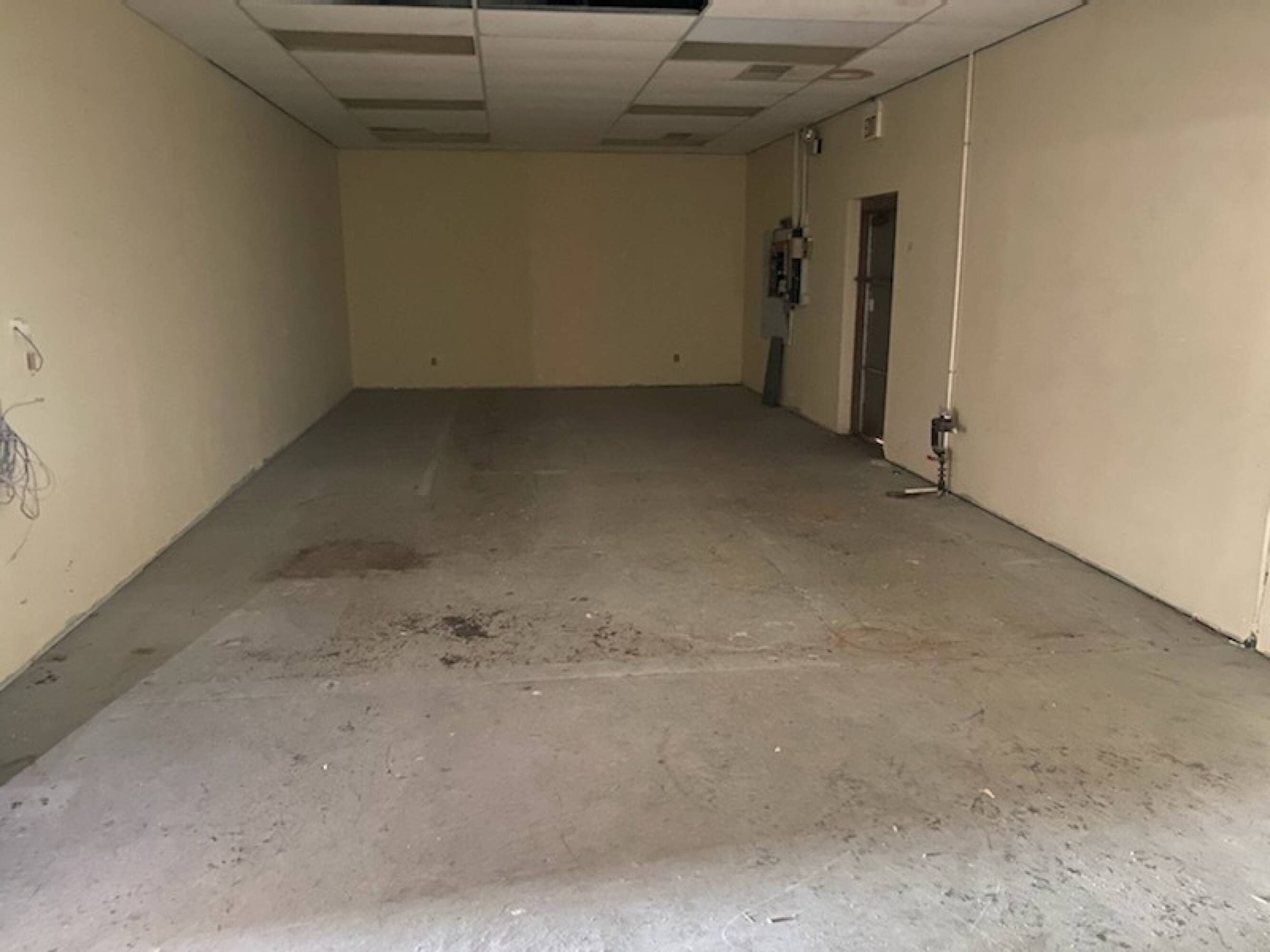 Cherry Tree Shopping Center, Washington, IL 61571 | Crexi.com