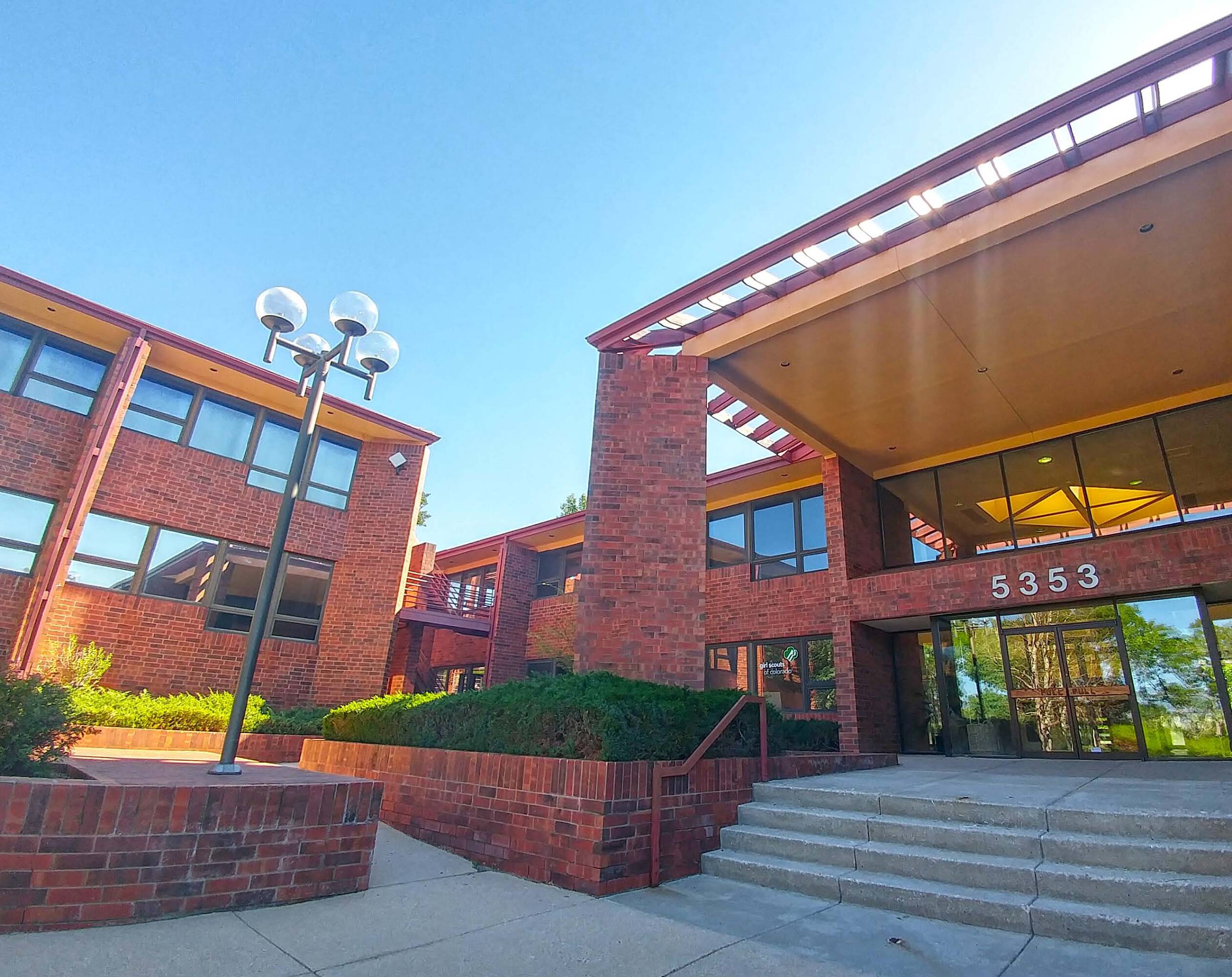 5353 N UNION BLVD Colorado Springs CO 80918-2065 APN: 6322219026 ...