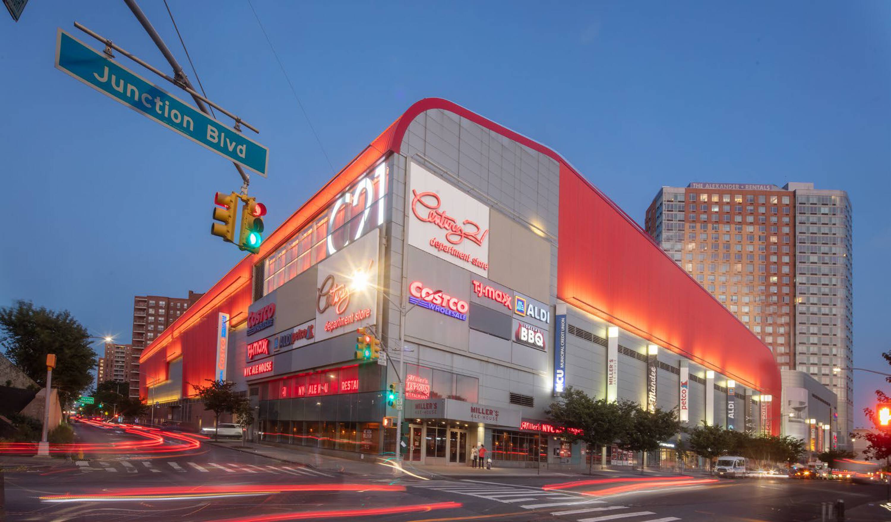 61-01 JUNCTION BOULEVARD Flushing NY 11374-2756 APN: 4020807501 | Crexi.com