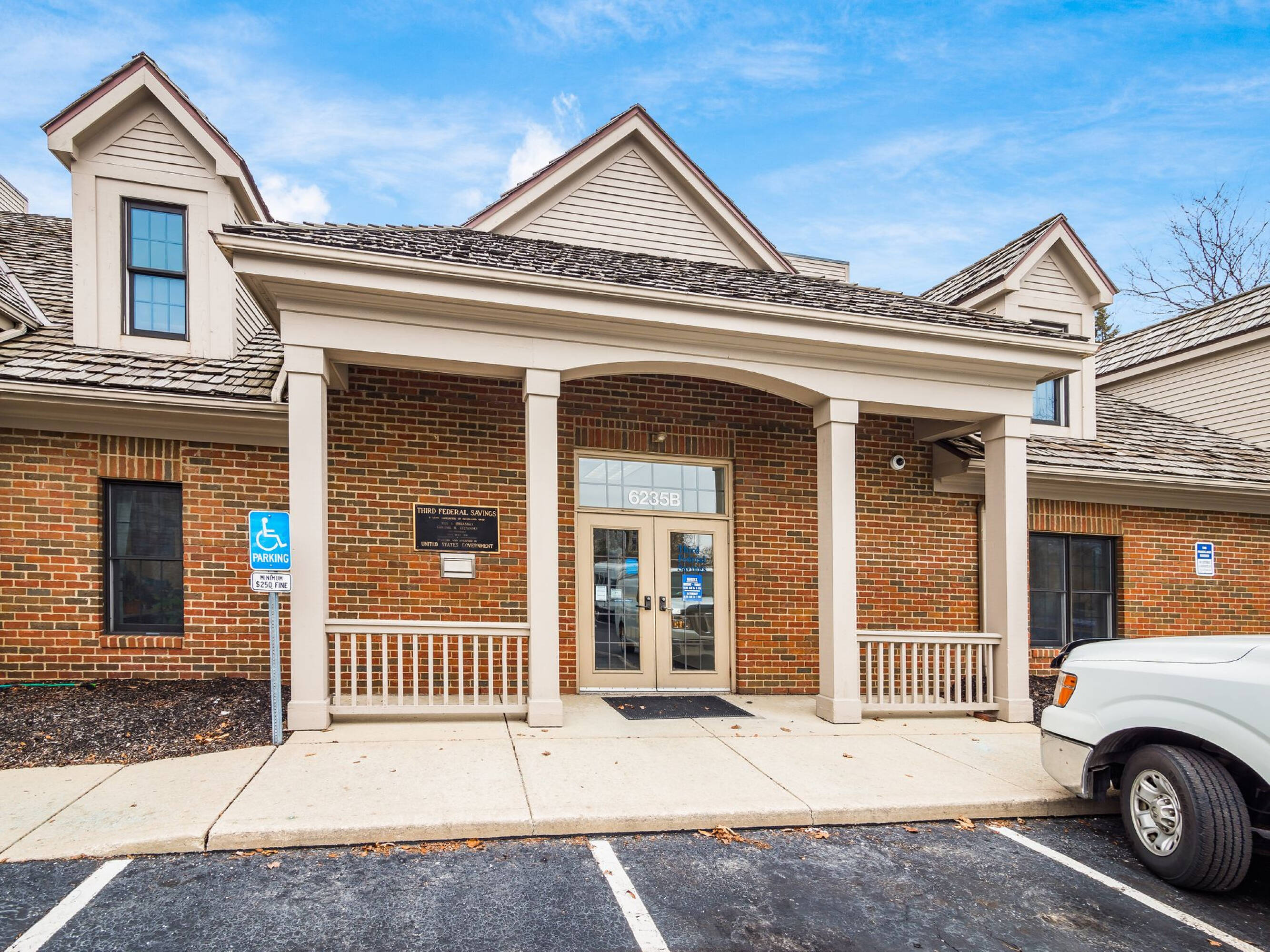 6235 Perimeter Dr, Dublin, OH 43017 - Office Space for Lease - 6235 ...