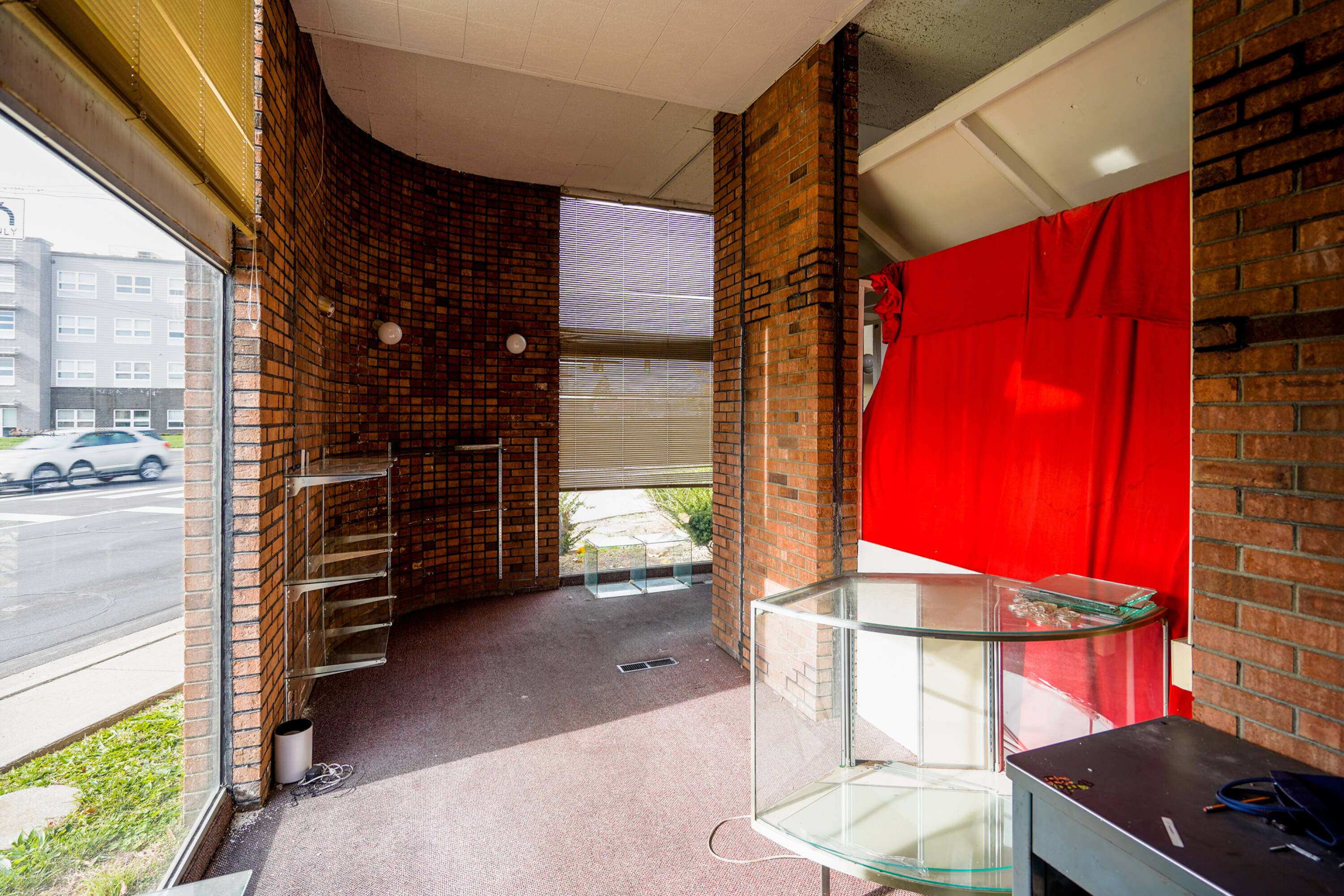 151 S Mapleton St, Columbus, IN 47201 | Crexi.com