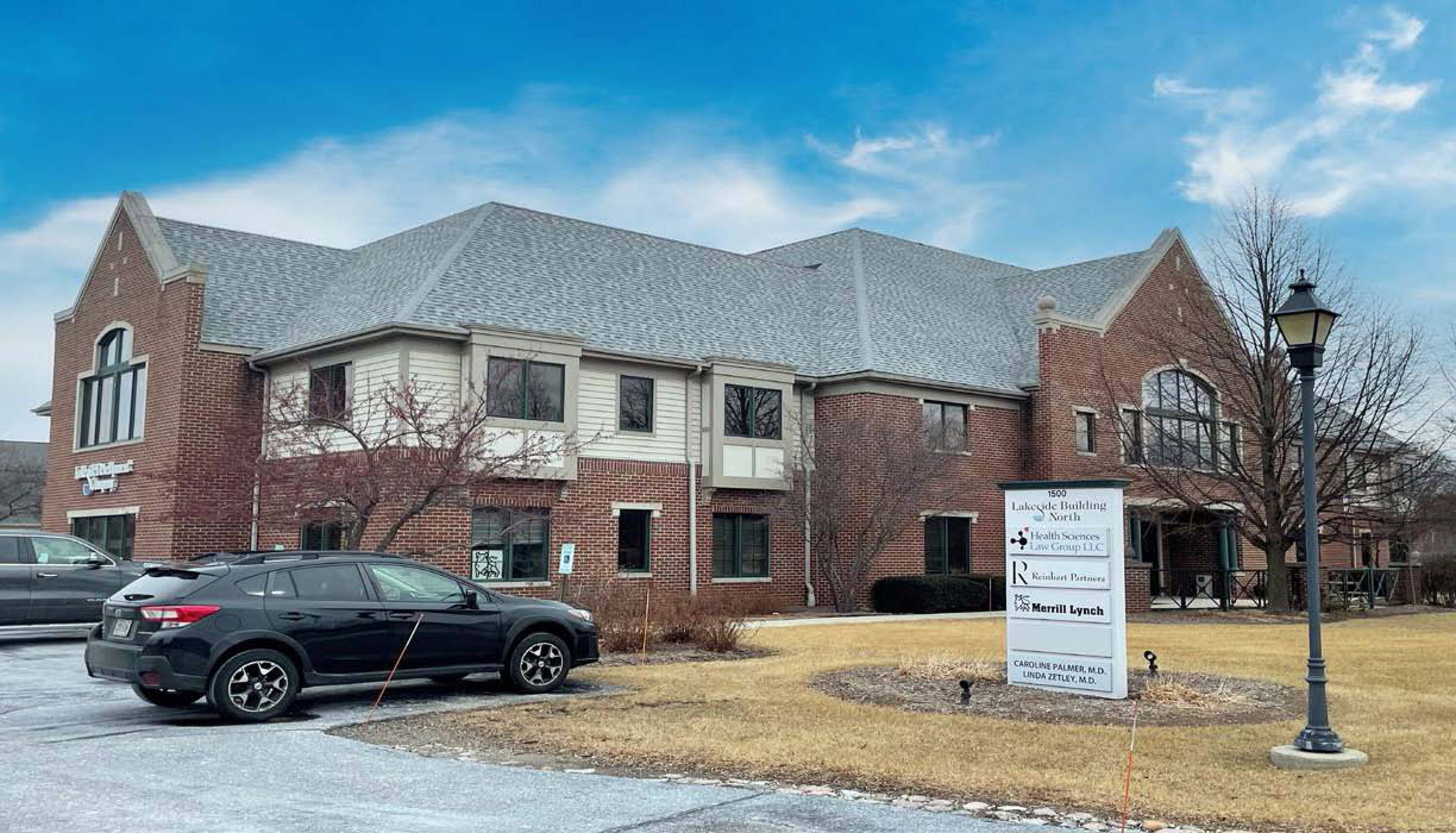 1500 W Market St, Mequon, WI 53092 | Crexi.com