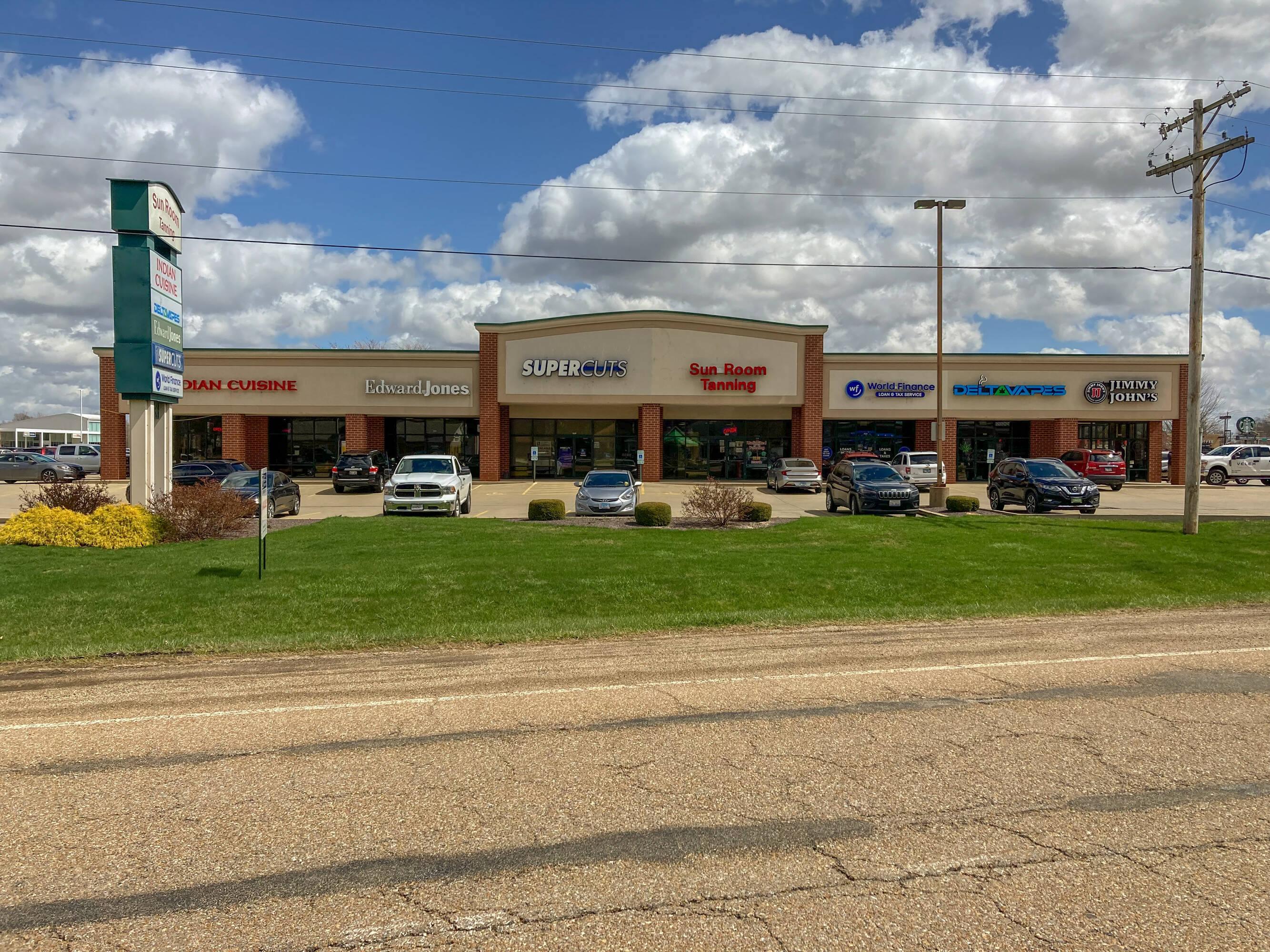 3120 S 6th St, Springfield, IL 62703 | Crexi.com