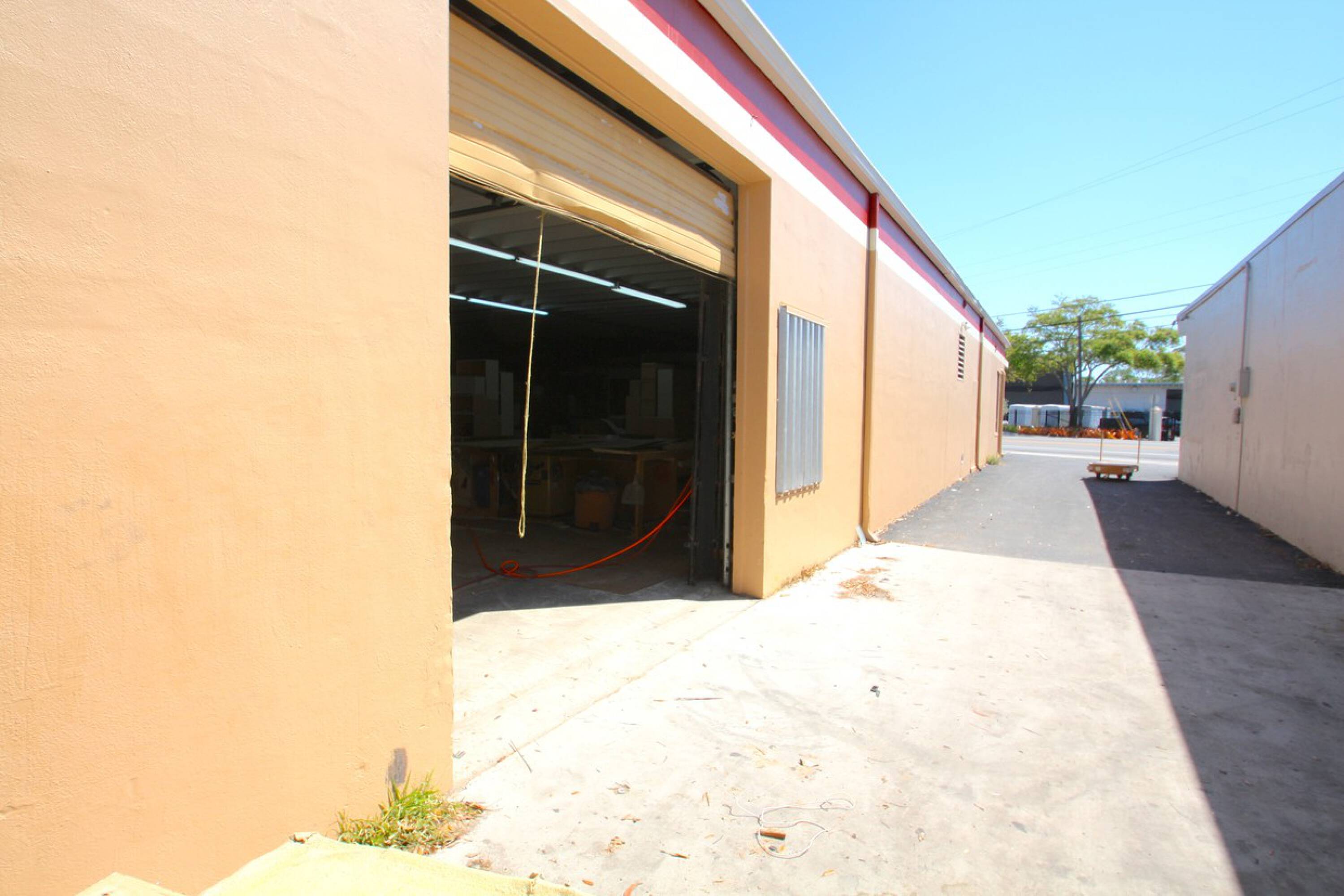 2133 N Dixie Hwy, Wilton Manors, FL 33305 | Crexi.com