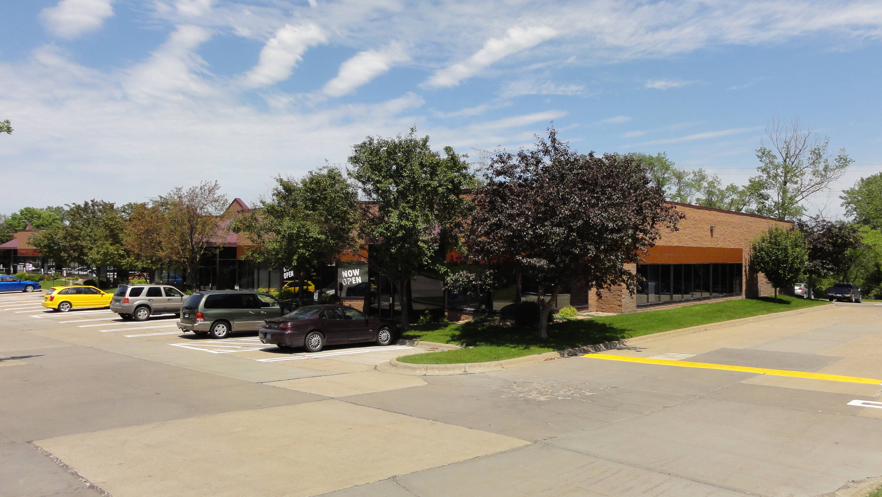 2600 Fernbrook Lane N, Plymouth, MN 55447 | Crexi.com