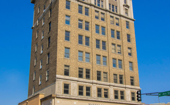 Lease Commercial Real Estate and Property in Waterloo, IA | Crexi.com