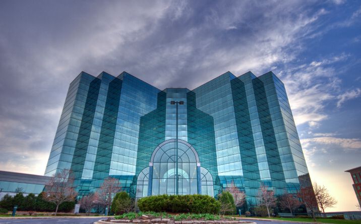 8401 Greenway Blvd, Middleton, WI 53562 | Crexi.com