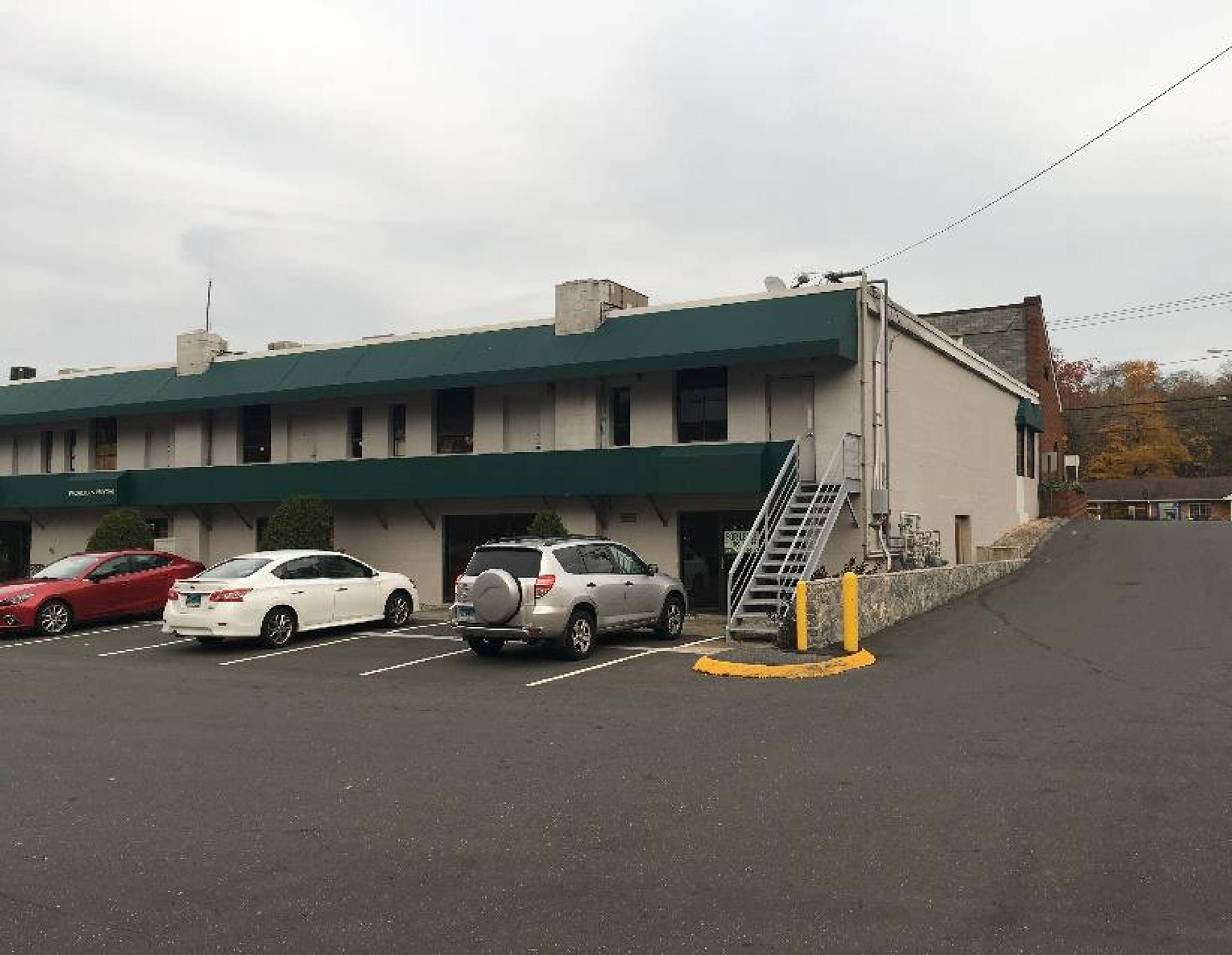 35 Danbury Rd, Wilton, CT 06897 | Crexi.com