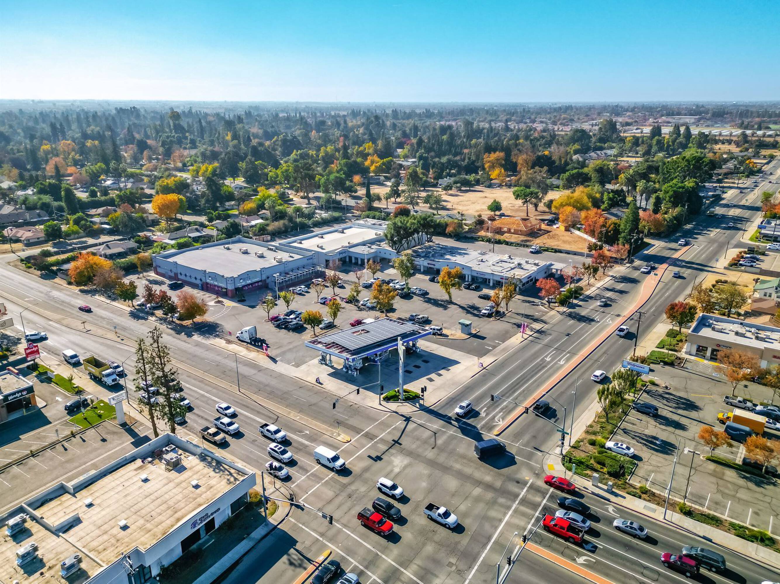 5540 E Kings Canyon Rd, Fresno, CA 93727 | Crexi.com