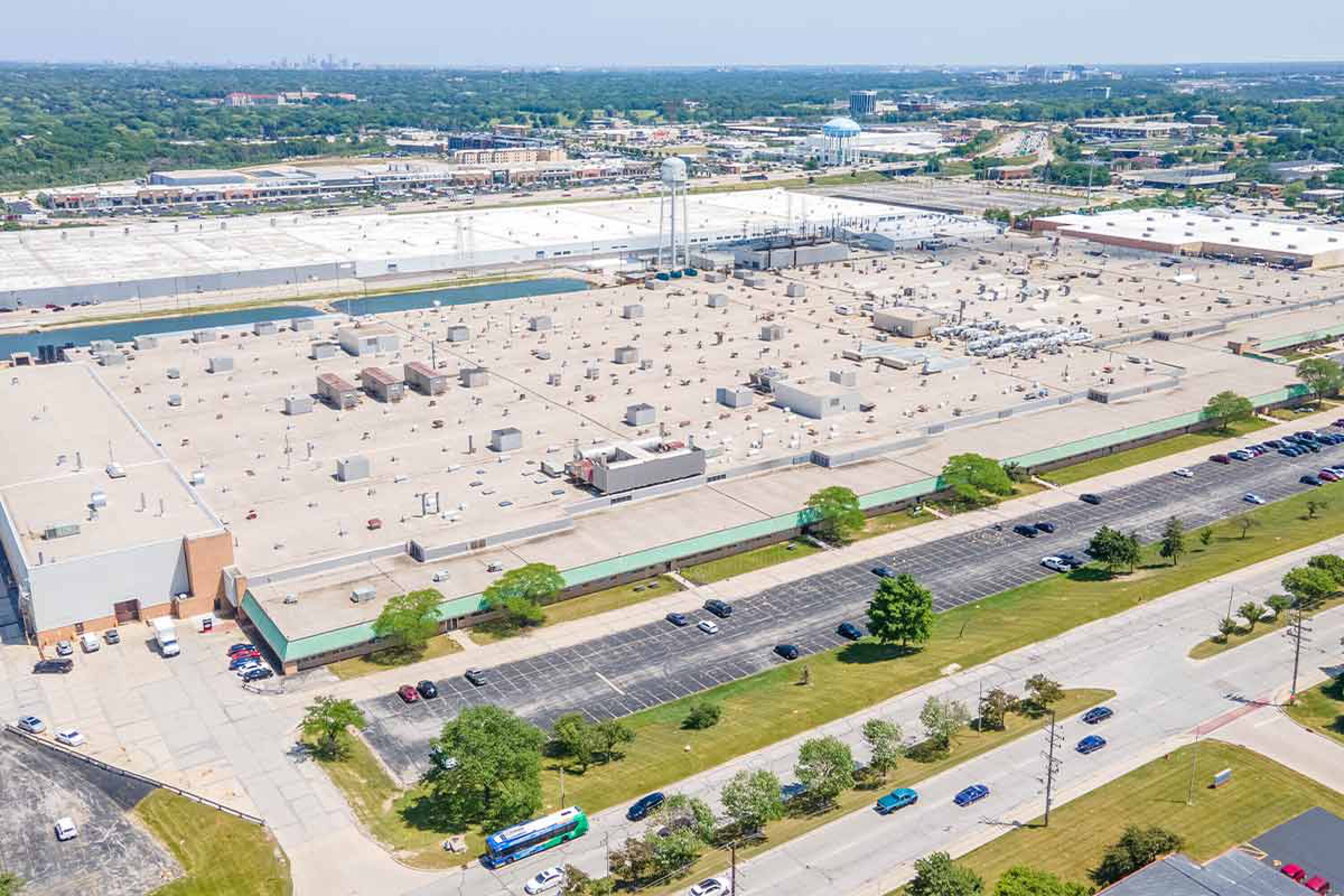 3300 N 124th St, Wauwatosa, WI 53222 | Crexi.com