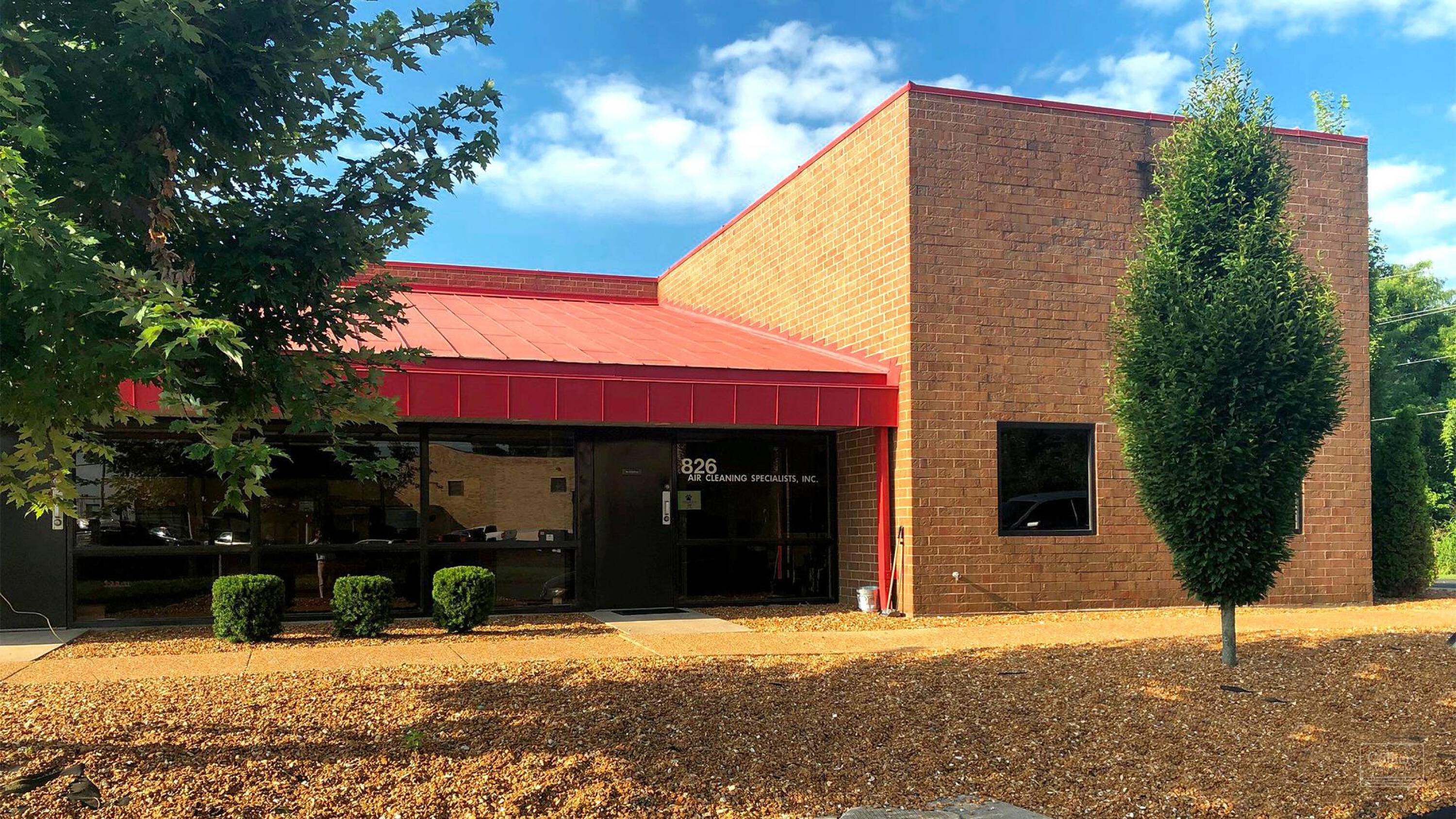 802 HORAN DR Fenton MO 63026-2408 APN: 27O530397 | Crexi.com