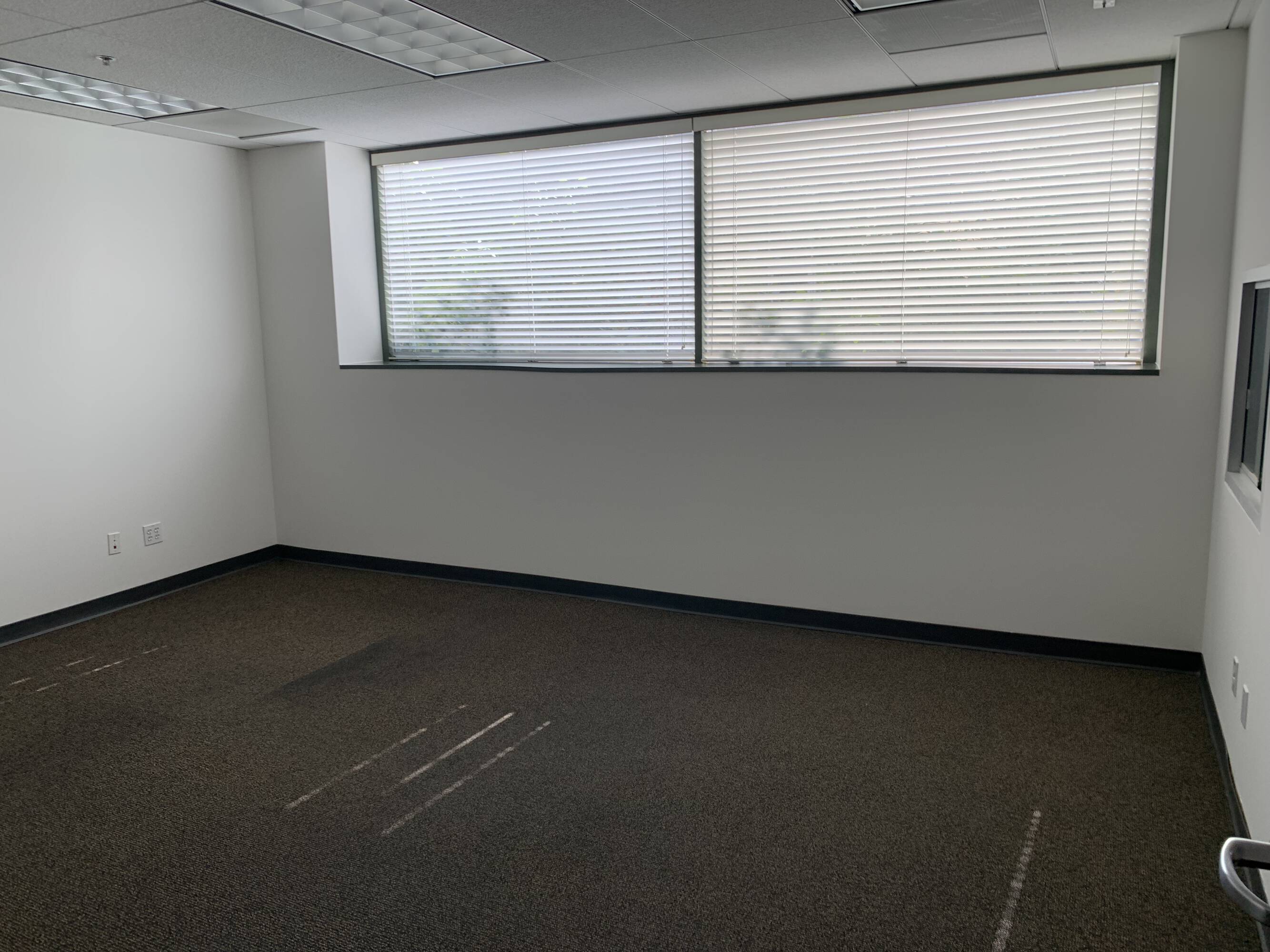 1100 Flower St, Los Angeles, CA 90015 | Crexi.com