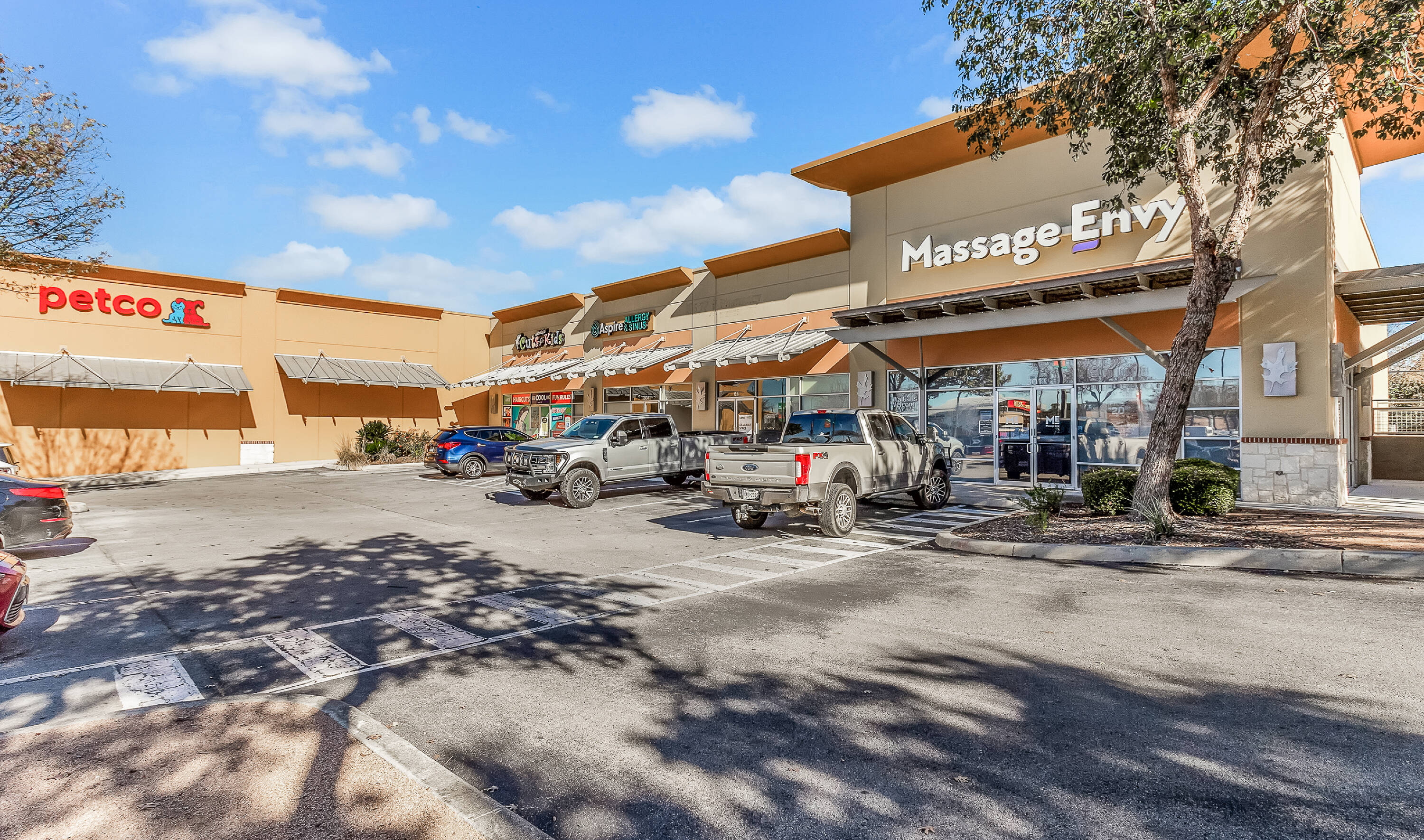 11398 BANDERA RD San Antonio TX 78250-6840 APN: 1080796 | Crexi.com