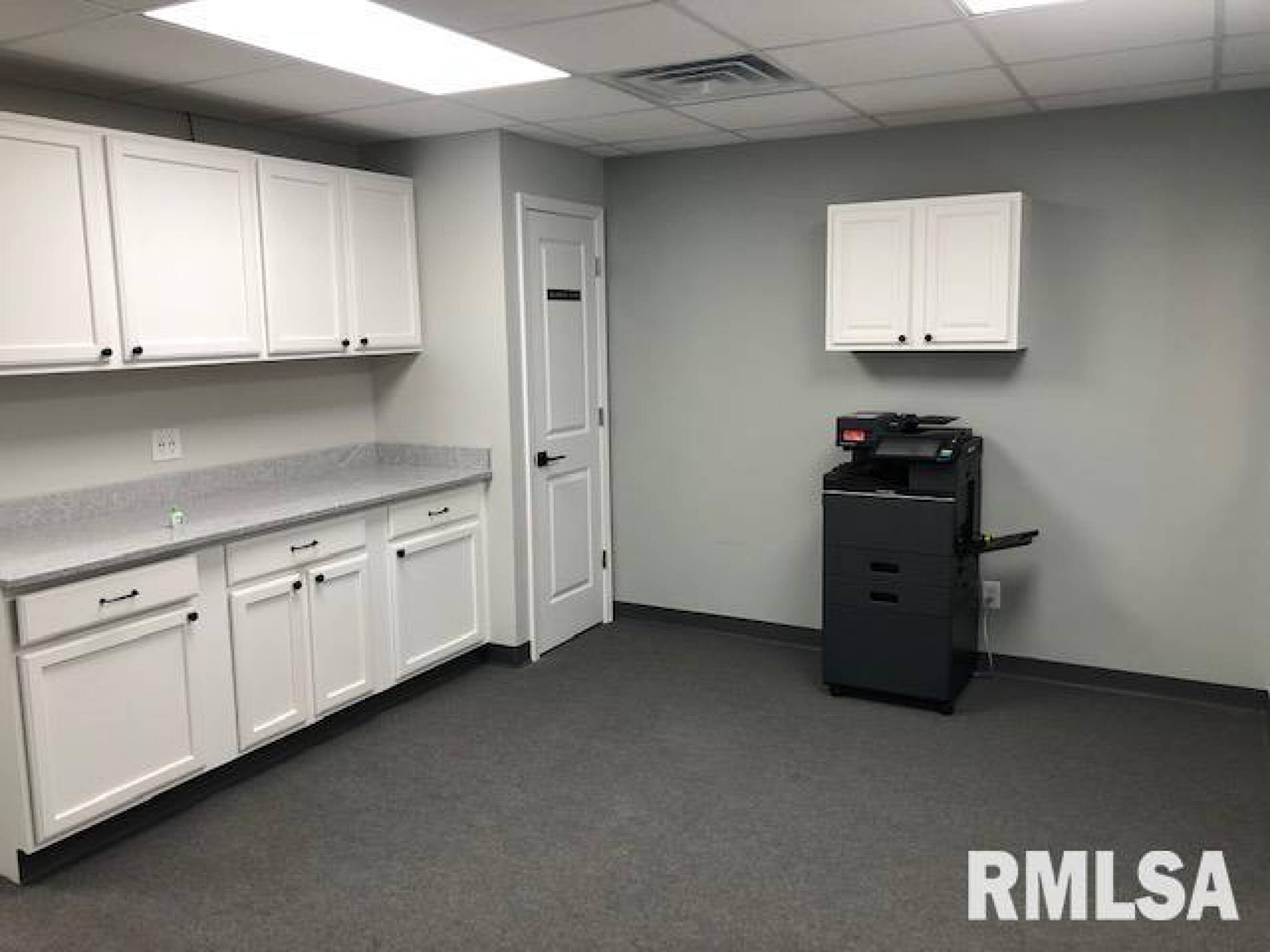 2395 TECH Drive #Suite #7, Bettendorf, IA 52722 | Crexi.com