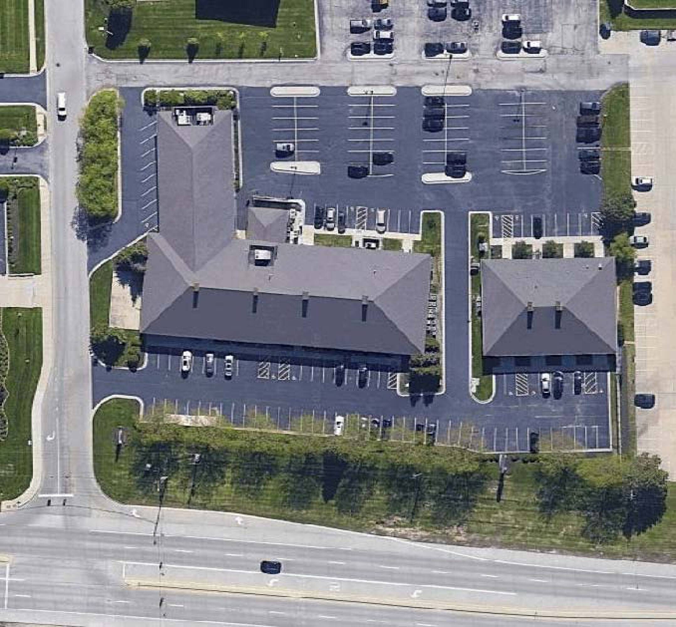 735 N Perryville Rd, Rockford, IL 61107 | Crexi.com