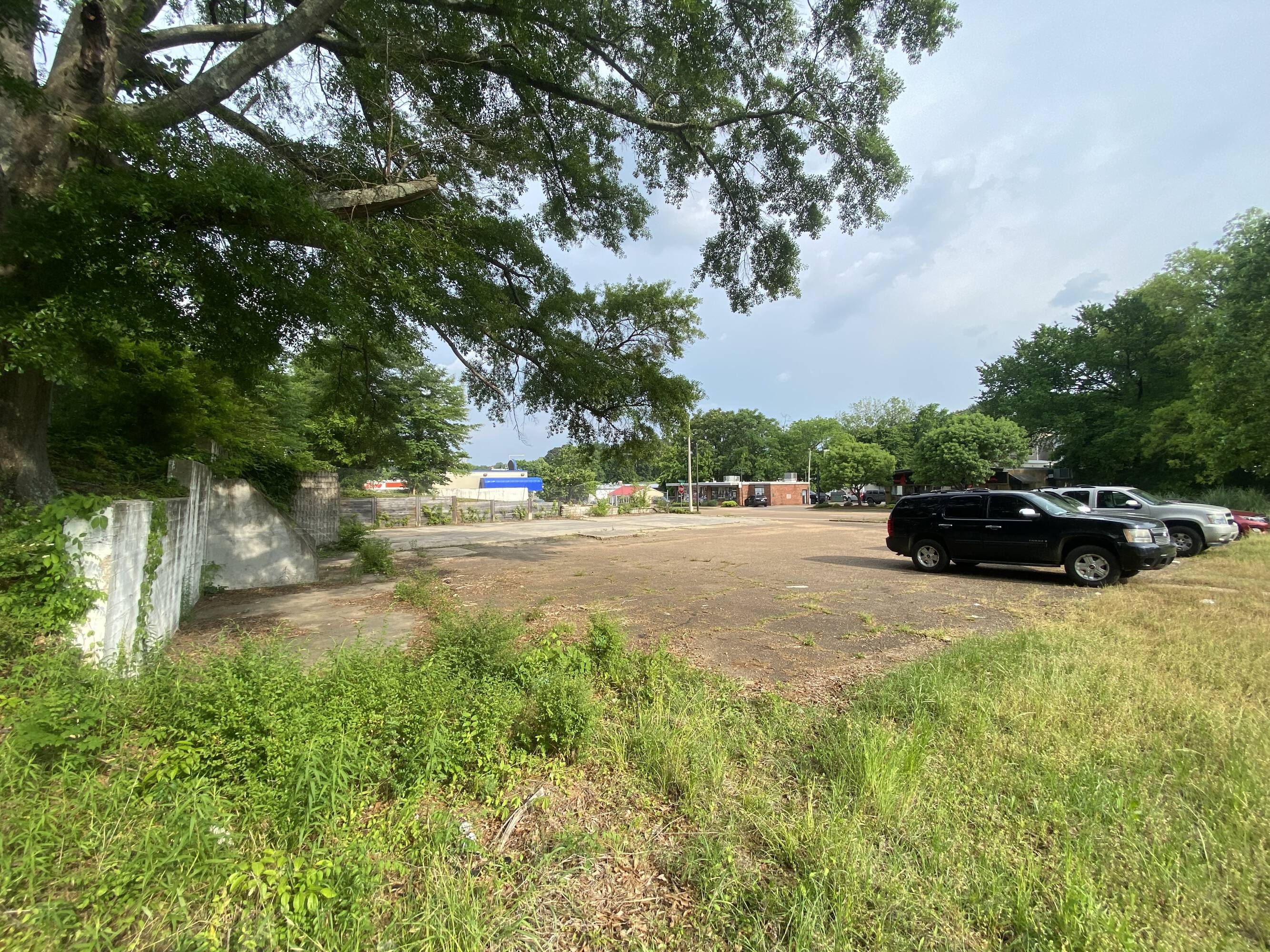 1615 UNIVERSITY AVE Oxford MS 38655-4127 APN: 138C-28-019.00 | Crexi.com